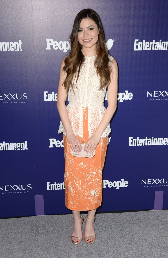 Miranda Cosgrove At Arrivals For Entertainment Weekly And People ...