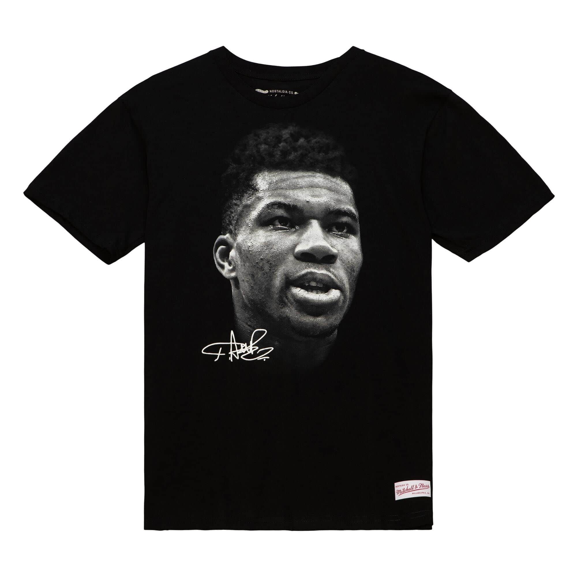 Mitchell Ness Big Face Giannis Anteokounmpo Tee - Walmart.com