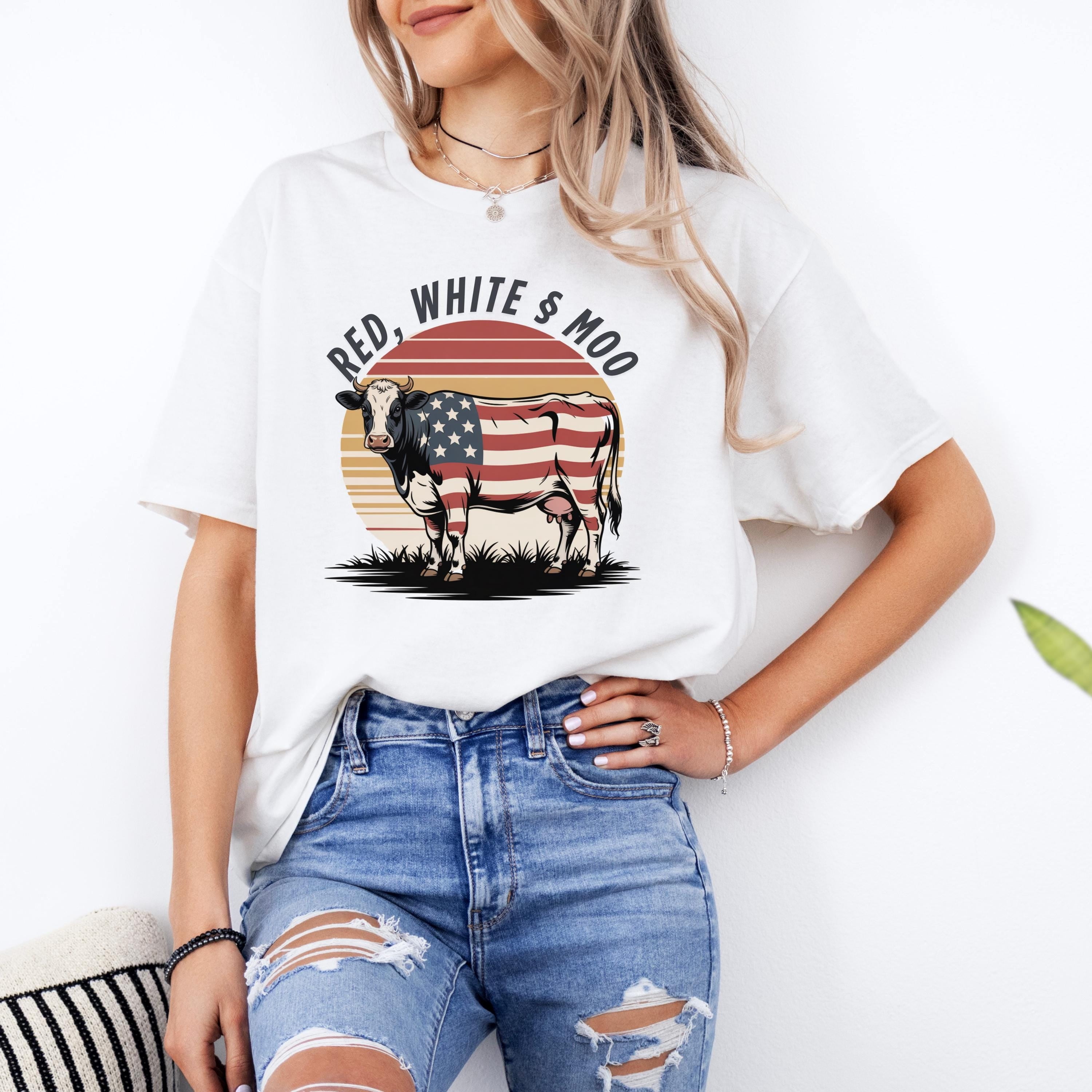 MiyazakiLy Red White and Moo Shirt – Funny 4th of July Cow T-Shirt ...