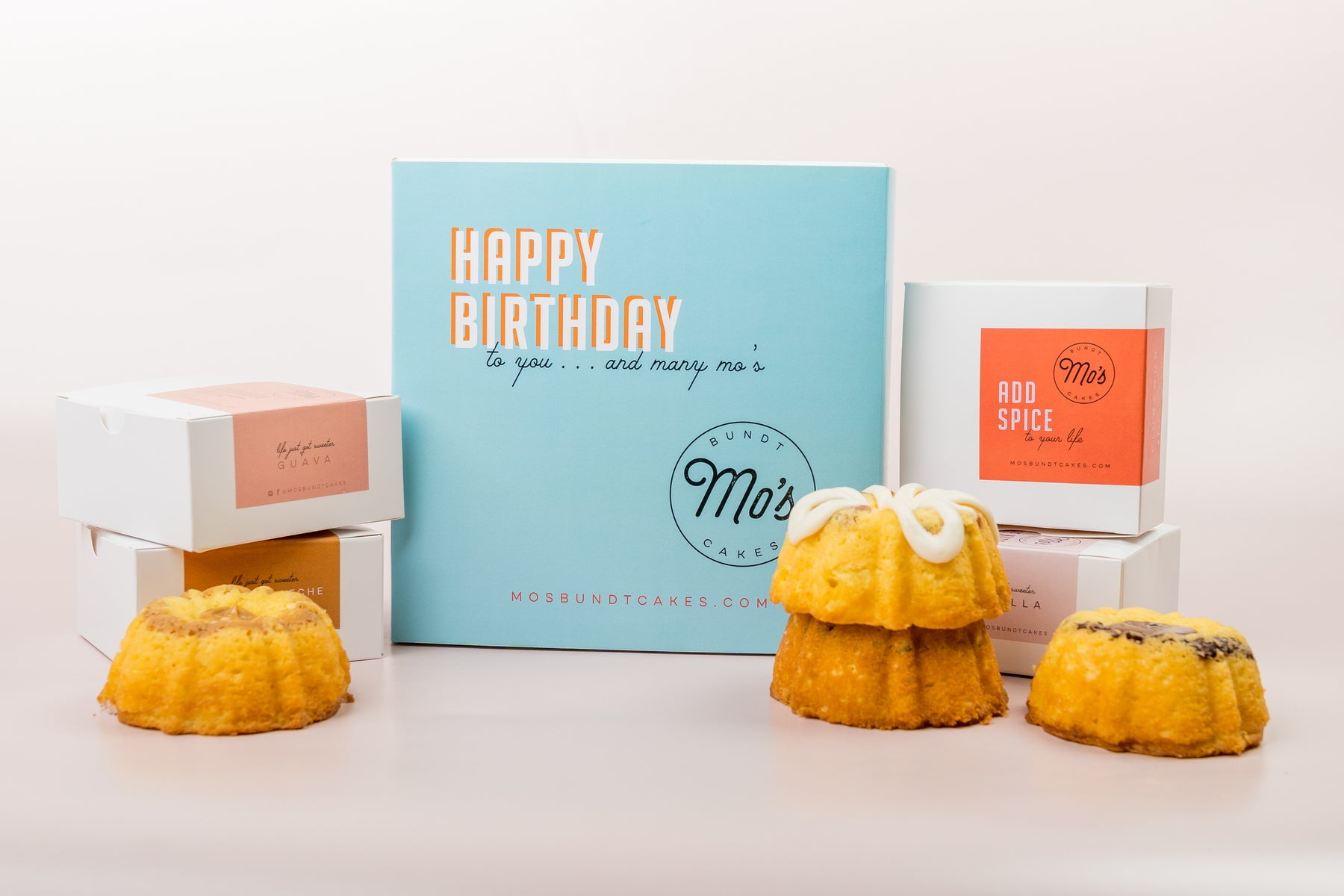 Mo's Bundt Cakes Happy Birthday And Many Mo's - Large 10" Cake / Dulce ...