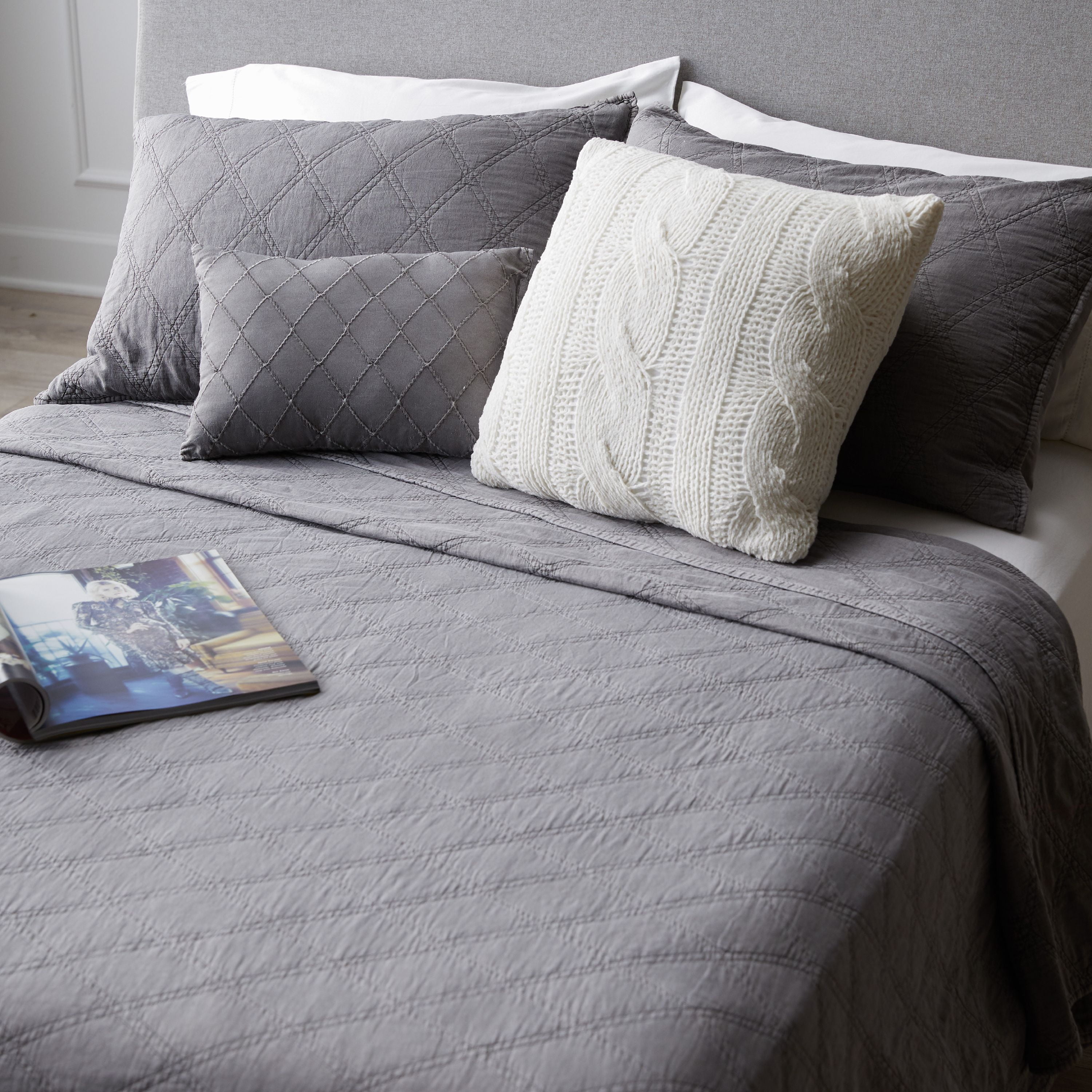 MoDRN Scandinavian 5 Piece Washed Microfiber Quilt Set - Walmart.com