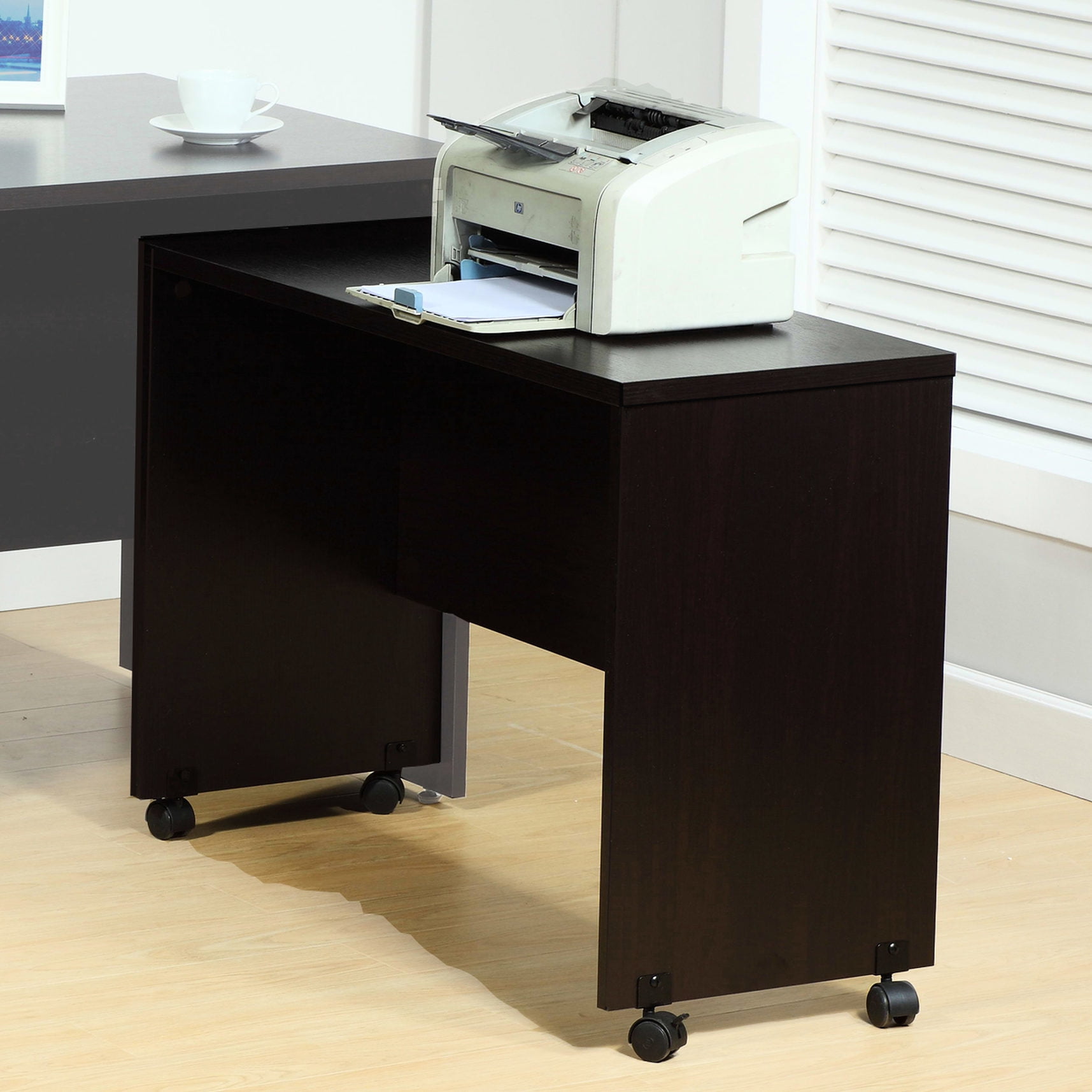 Mobile Computer Desk with Lockable Wheels and Modesty Panel / Improve ...