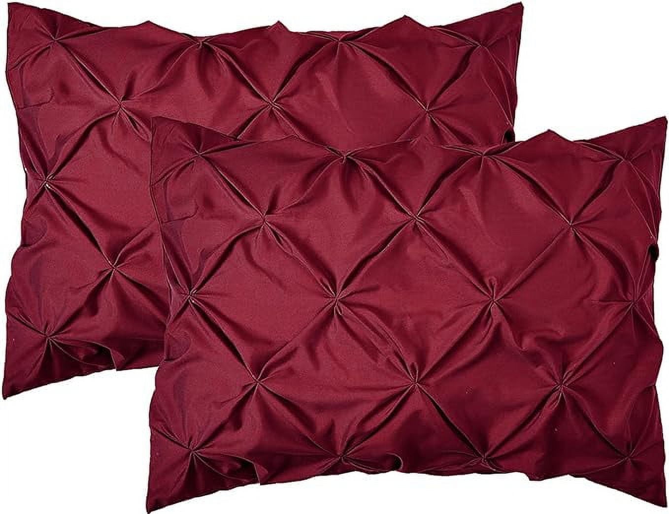 Mocassi 2-Pack Sham Set Pinch Pleat Design, Stylish Design-Easy Care ...