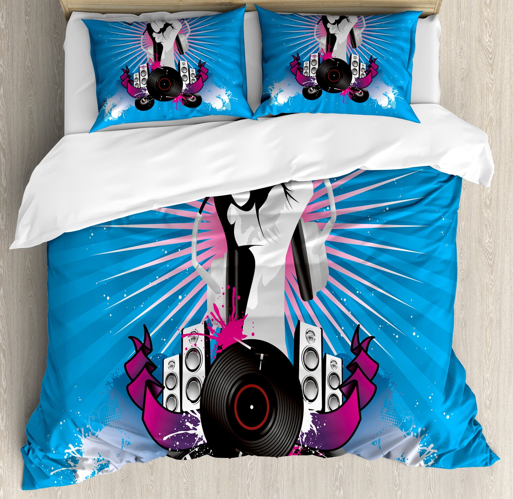 Modern Duvet Cover Set, Music Elements with a Hand Holding Headphone ...