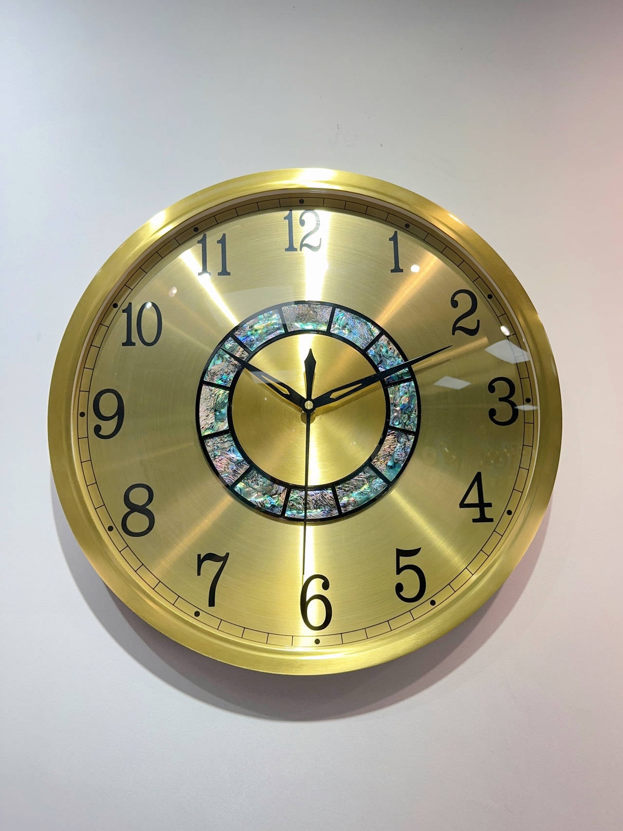 Modern Light Luxury Shell Wall Clock Pure Brass European Style Pocket ...