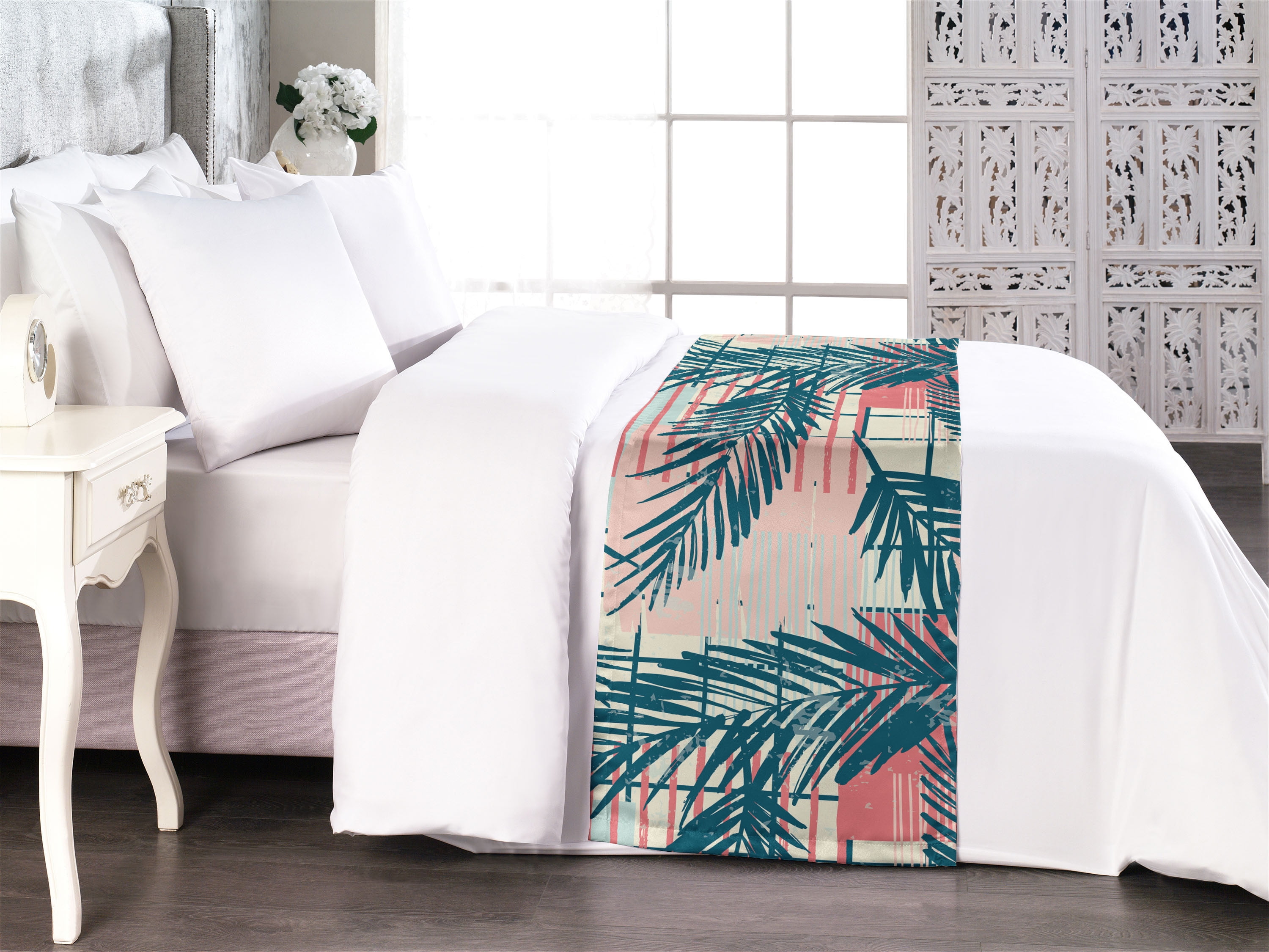 Modern Tropical Bed Runner, Exotics Inspirations Leafy Pattern on ...