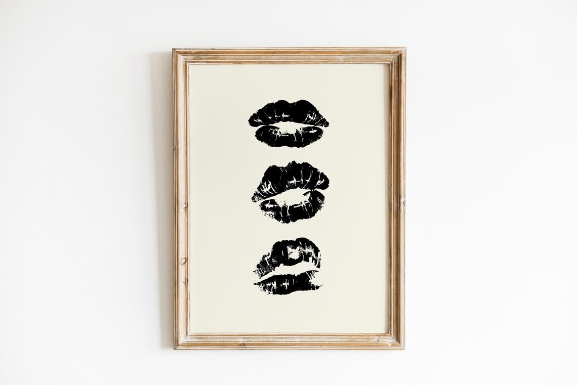 Modroom Kiss Poster, 70S Art Poster, Black Wall Art, Whimsical Kiss ...