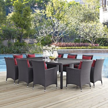 Hanover Traditions 11-Piece Outdoor Dining Set with Cast-Top Table, 4 ...