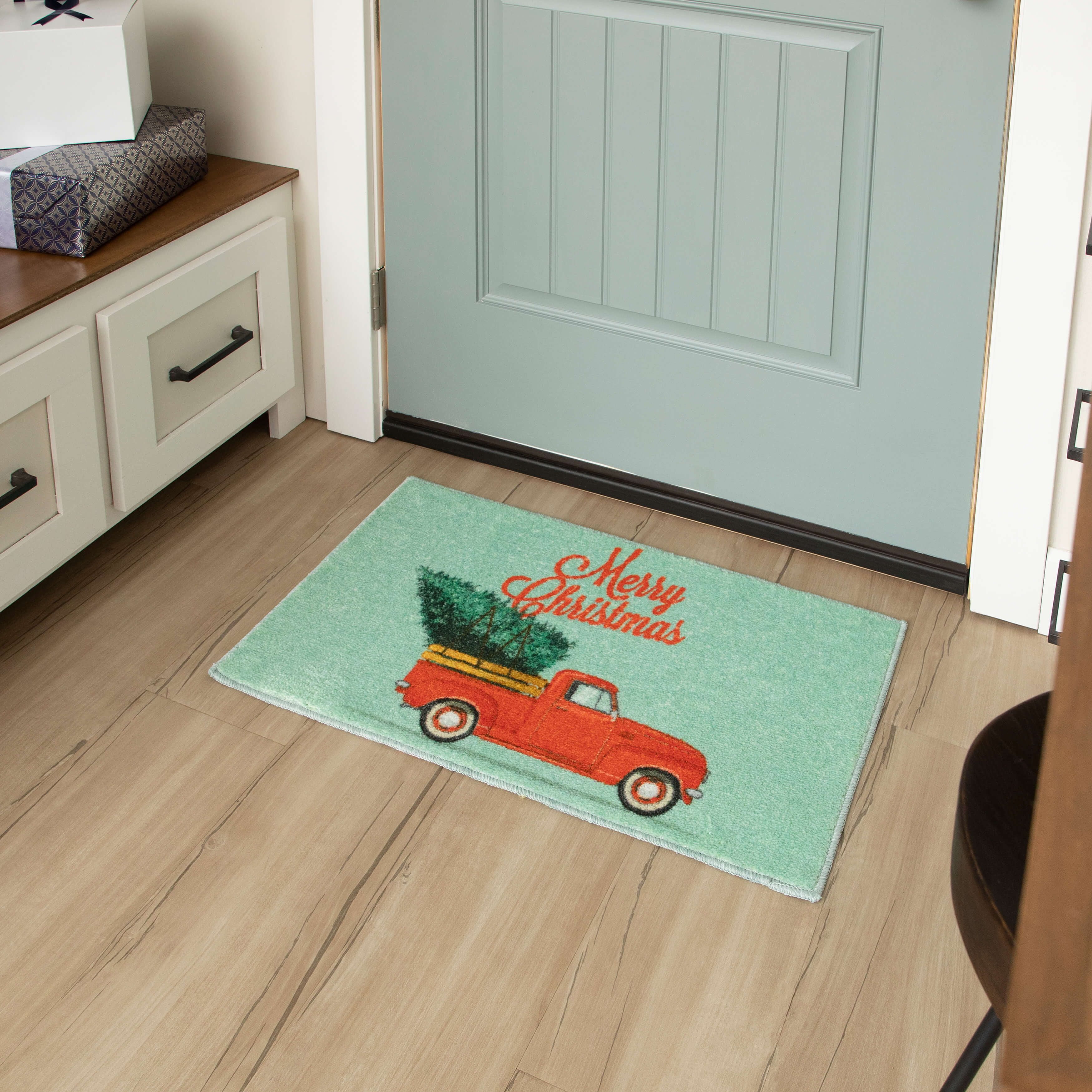 Mohawk Home Merry Christmas Truck Accent Rug, 2' x 3' 4" - Walmart.com