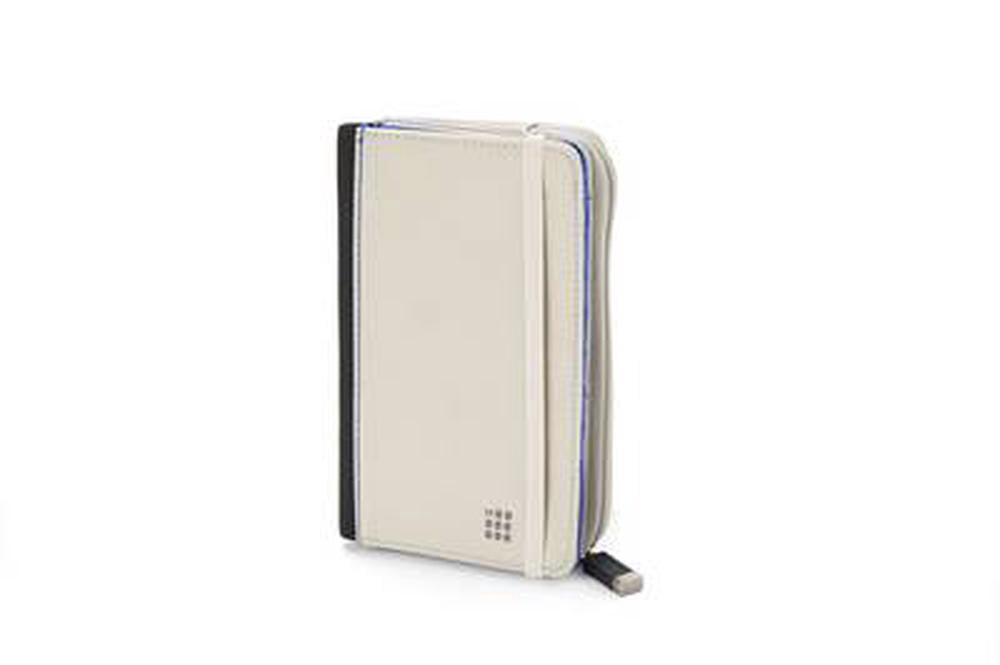 Moleskine Double Wallet, Khaki Beige, (4.25 x 7 x 1.25) (Other point of ...