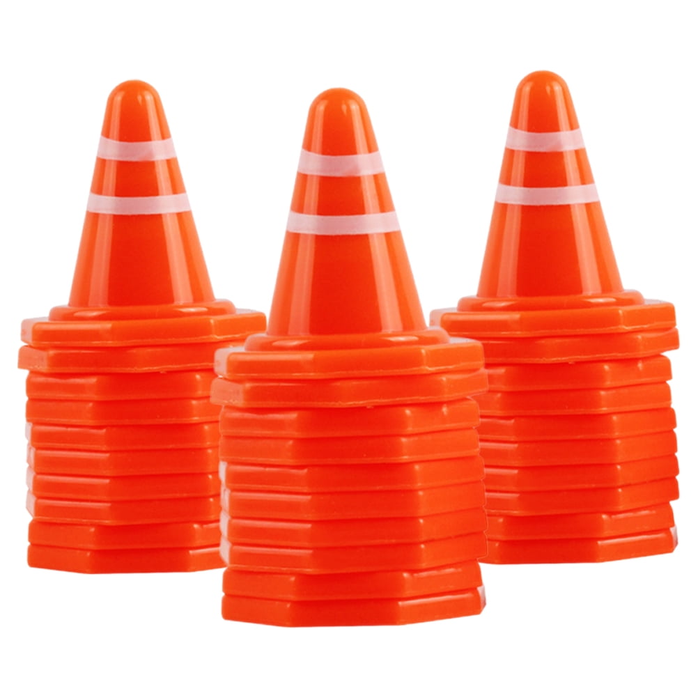 Moluckfu 50Pcs PP Mini Traffic Cones for Kids over 3 Years Old in ...