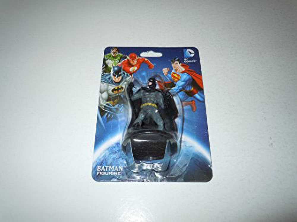 Monogram Batman Figurine DC Comics Cake Topper (pose 1) - Walmart.com