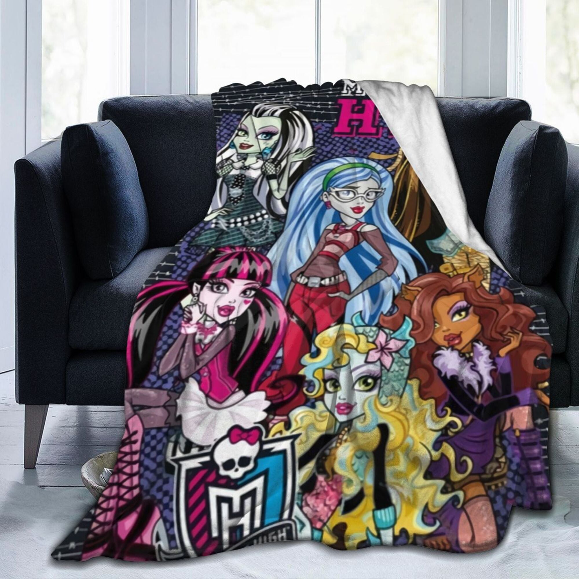 Monster High Cartoon Flannel Blanket, Soft and Cozy Plush All Season ...