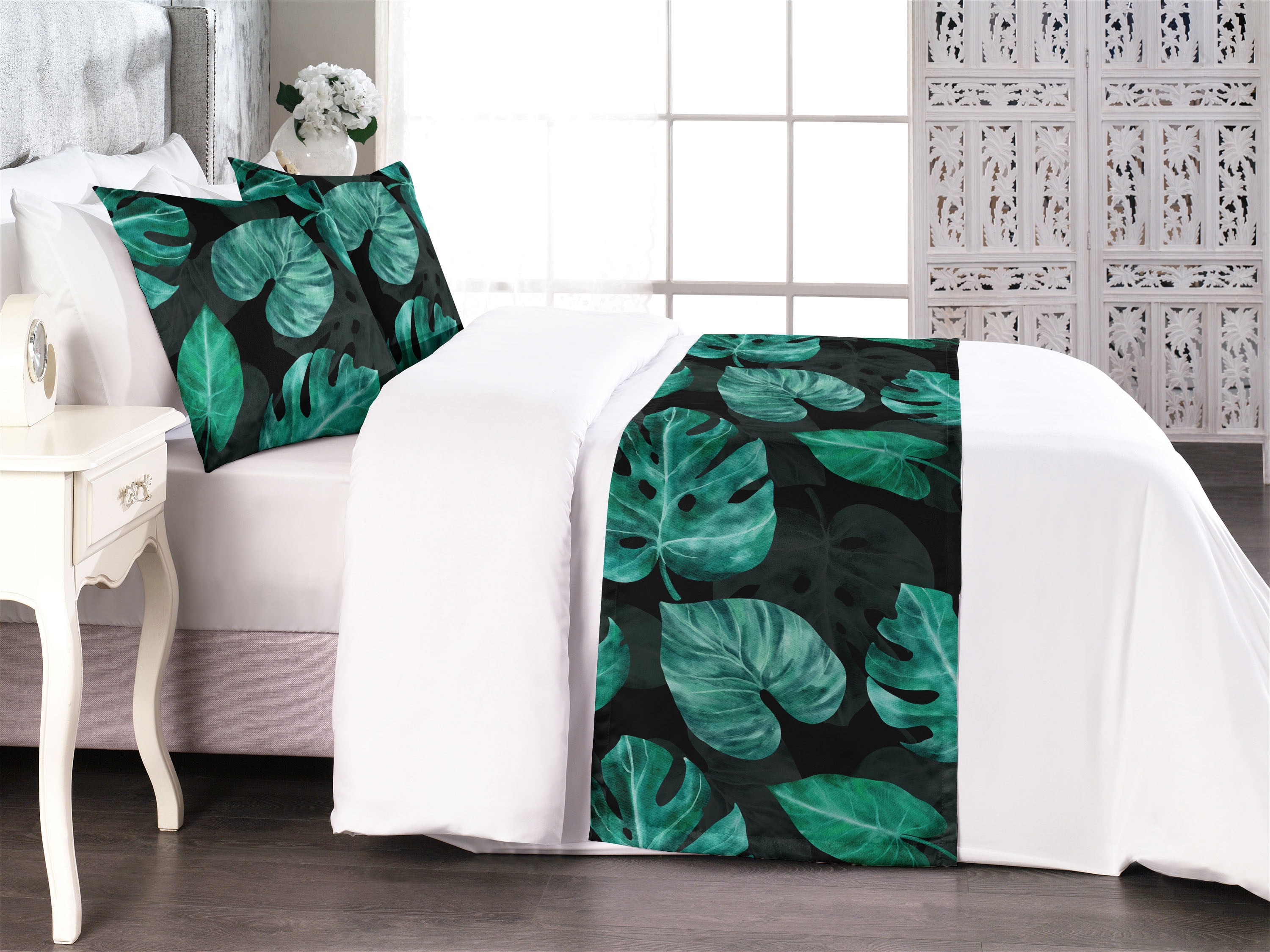 Monstera Leaves Bed Runner Set, Watercolor Tropical Boho Feels Leaves ...
