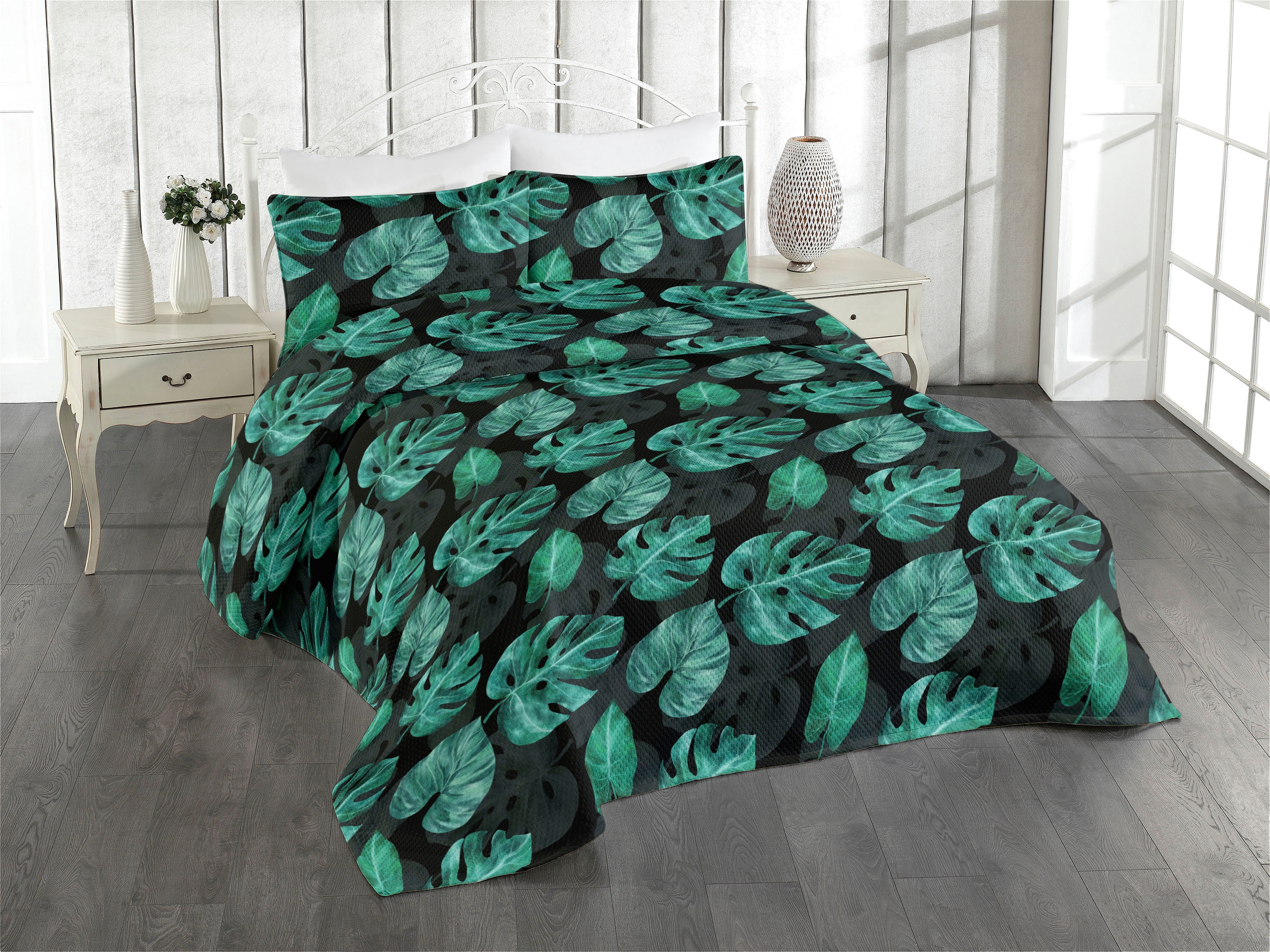 Monstera Leaves Coverlet, Watercolor Tropical Boho Feels Leaves Pattern ...