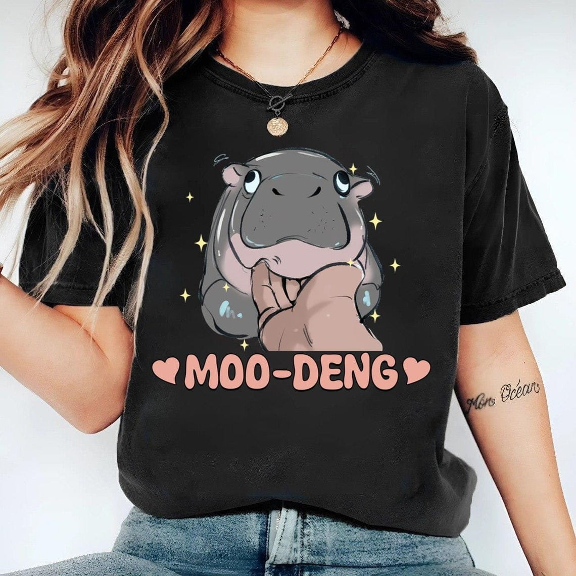 Moo Deng Bouncy Pig in Thai Picture The Cute Baby Hippo T-Shirt, Moo Deng Bouncy Pig Shirt, Moo ...
