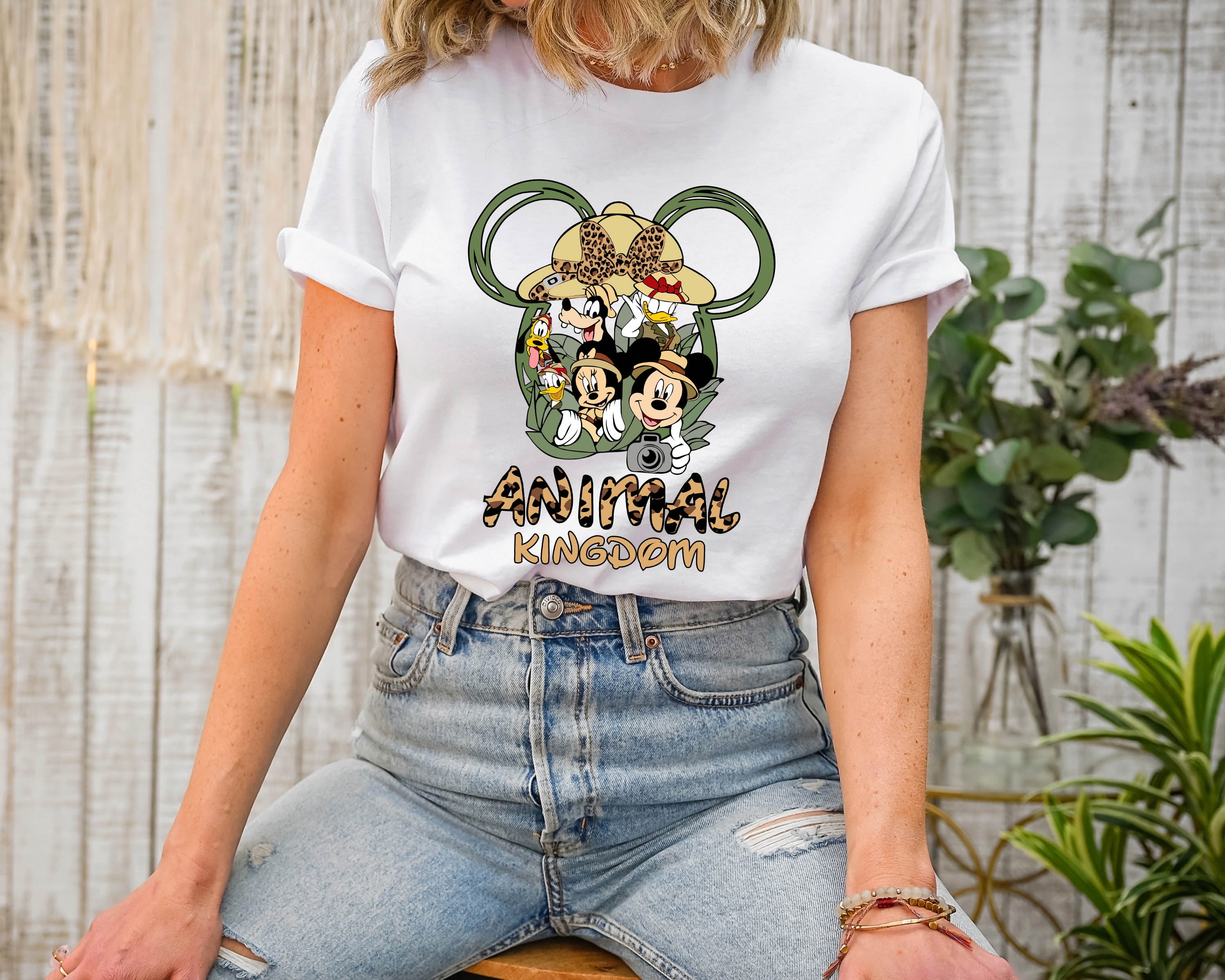 Moonlight Apparel Animal Kingdom Safari Multi-Color T-Shirt Jungle ...