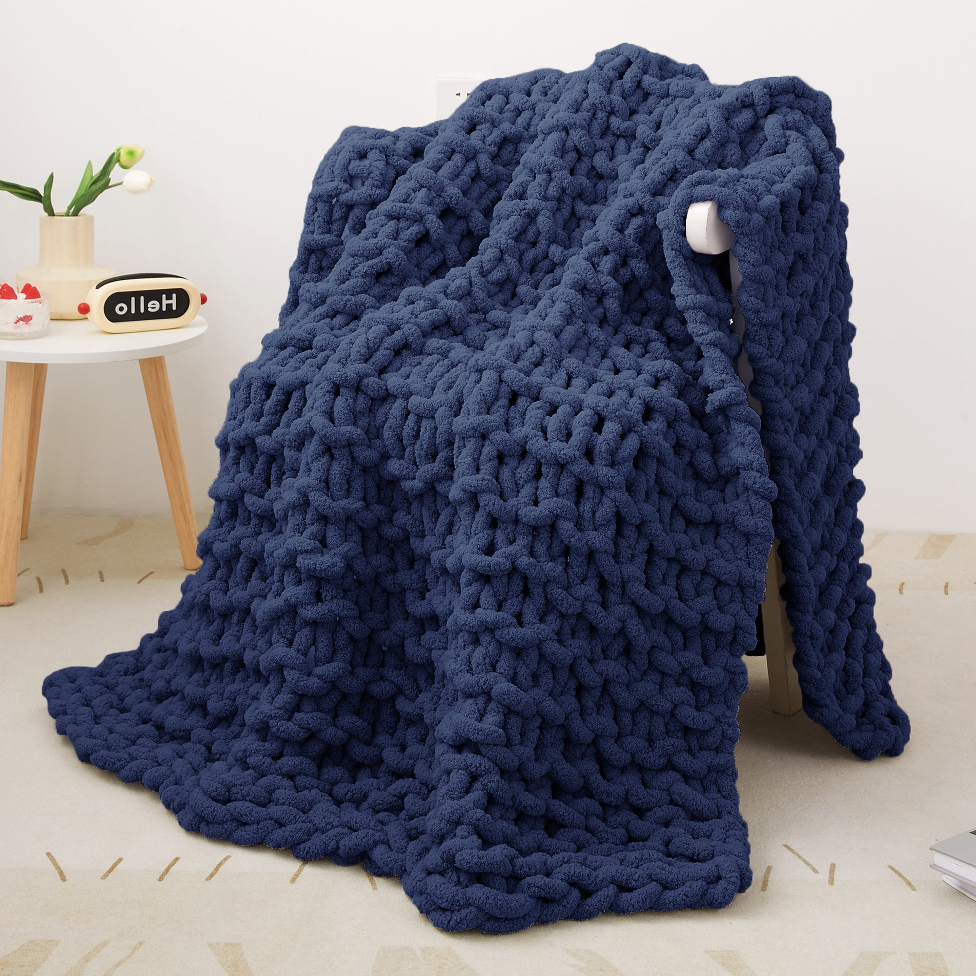 Mooreeke Chunky Knit Blanket 50"x60" Navy Blue Soft Washable Chenille ...