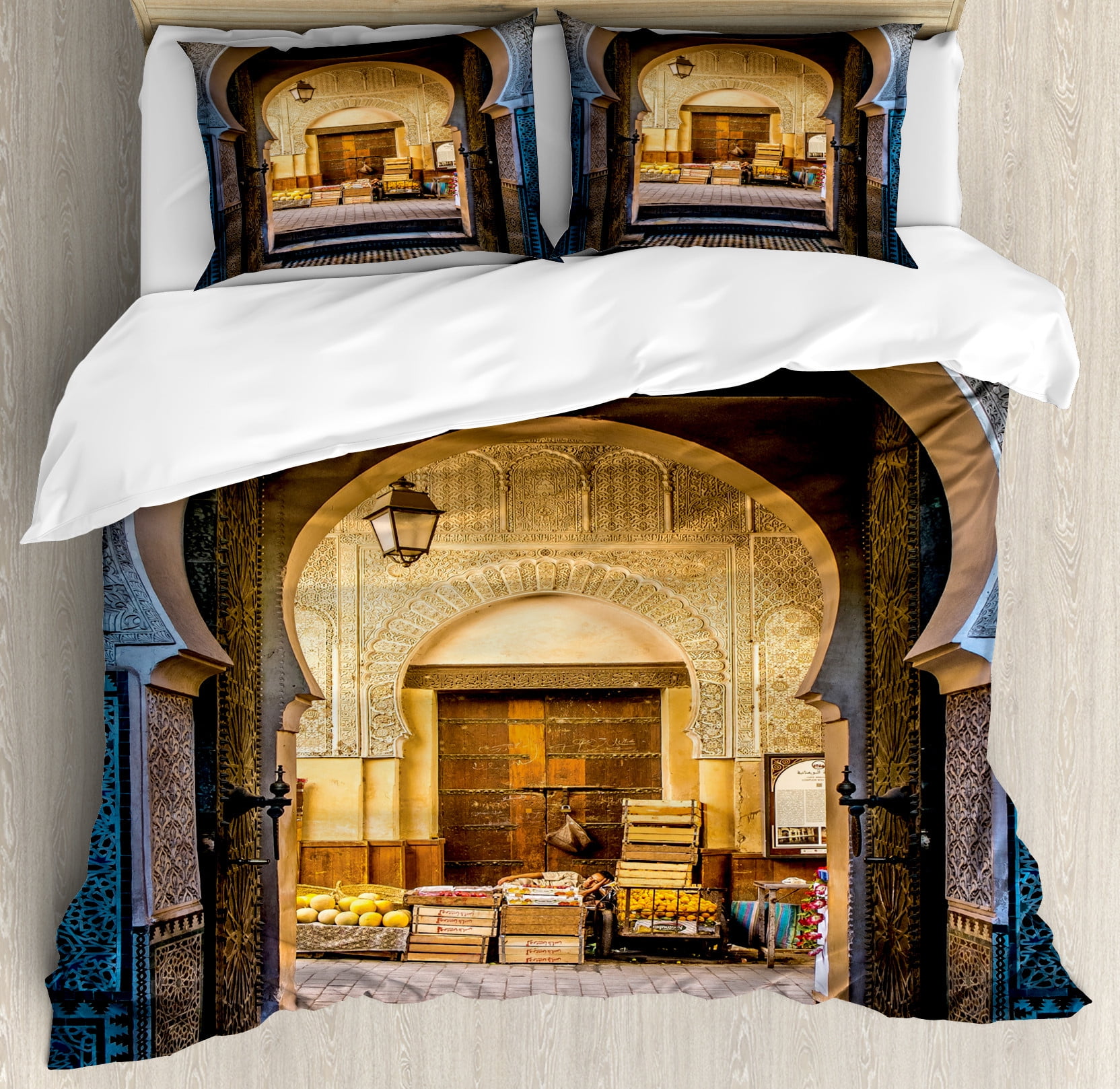 Moroccan Duvet Cover Set, Typical Moroccan Door to Old Medina ...
