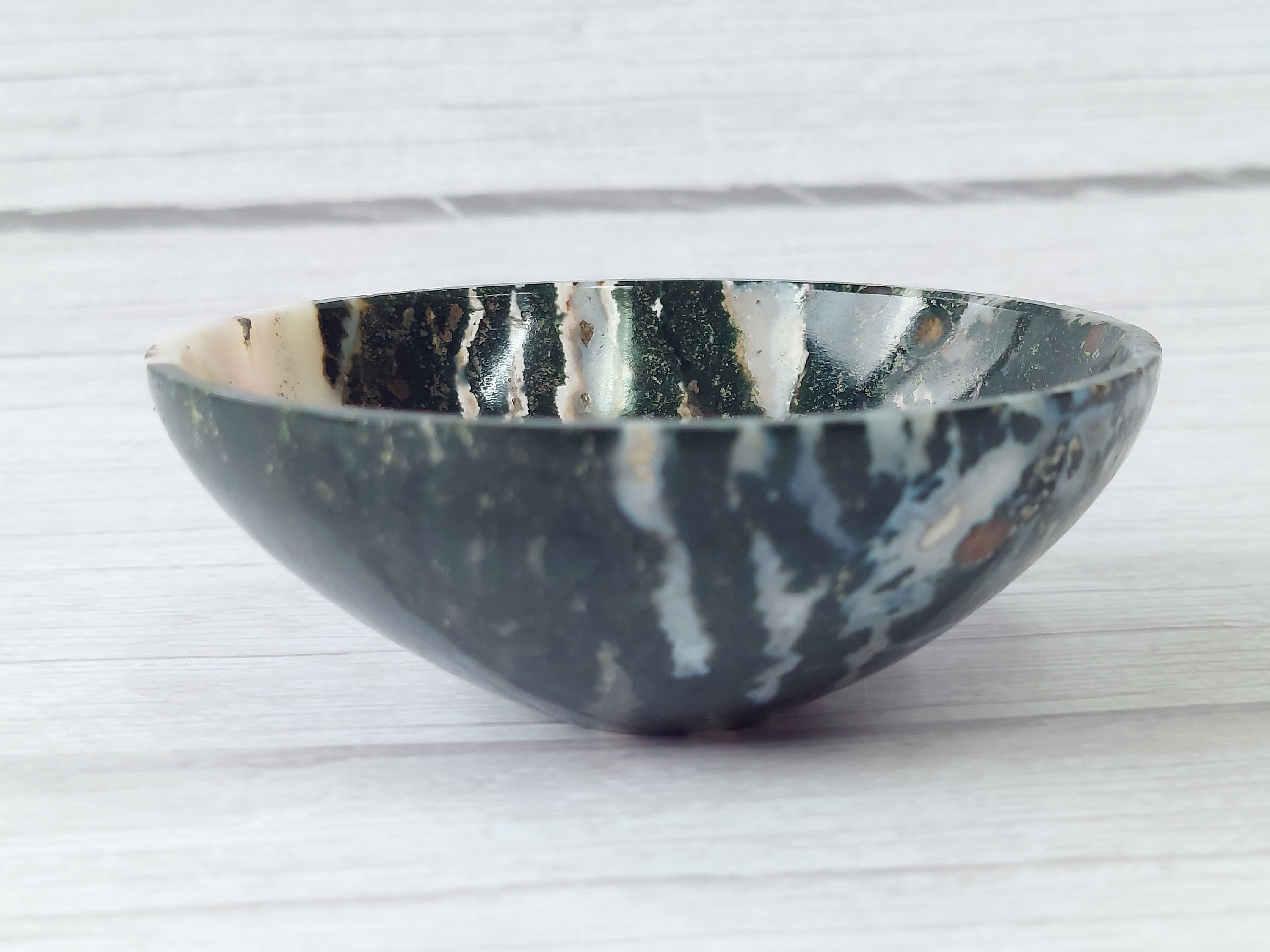 Moss Agate Bowl Hand Carved Gemstone Bowls for Chakra Balancing Crystal ...
