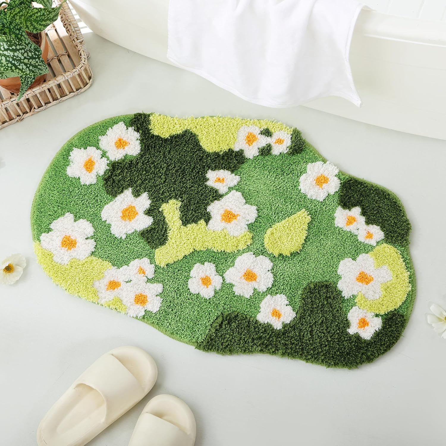 Moss Rug, Cute Green Plant Bath Mat with White Flowers, 32x20 Inch ...