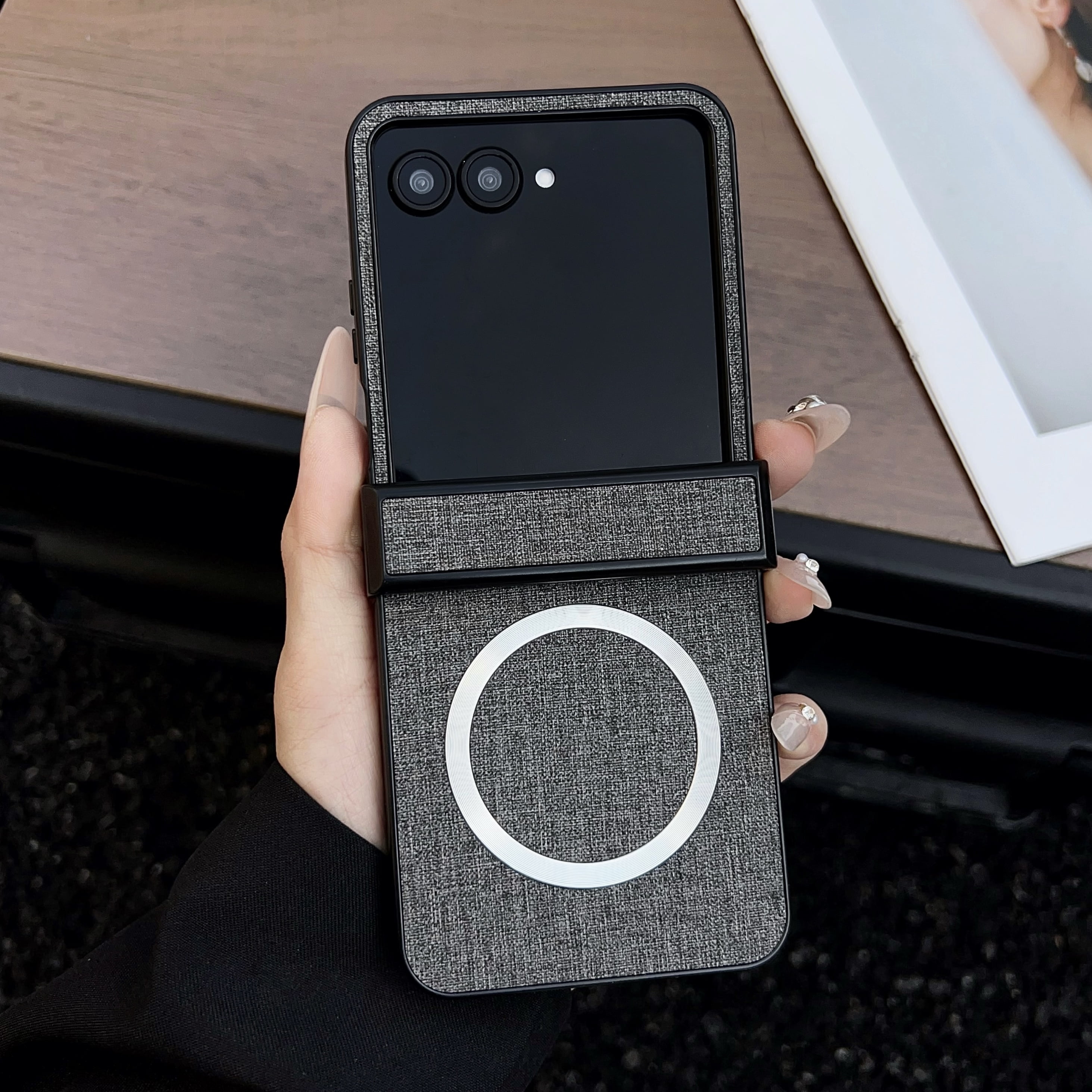 for Motorola Razr Ultra 2025 Case, Fabric Back + PC Frame, Luxury Strong Magsafe Shockproof Thin ...