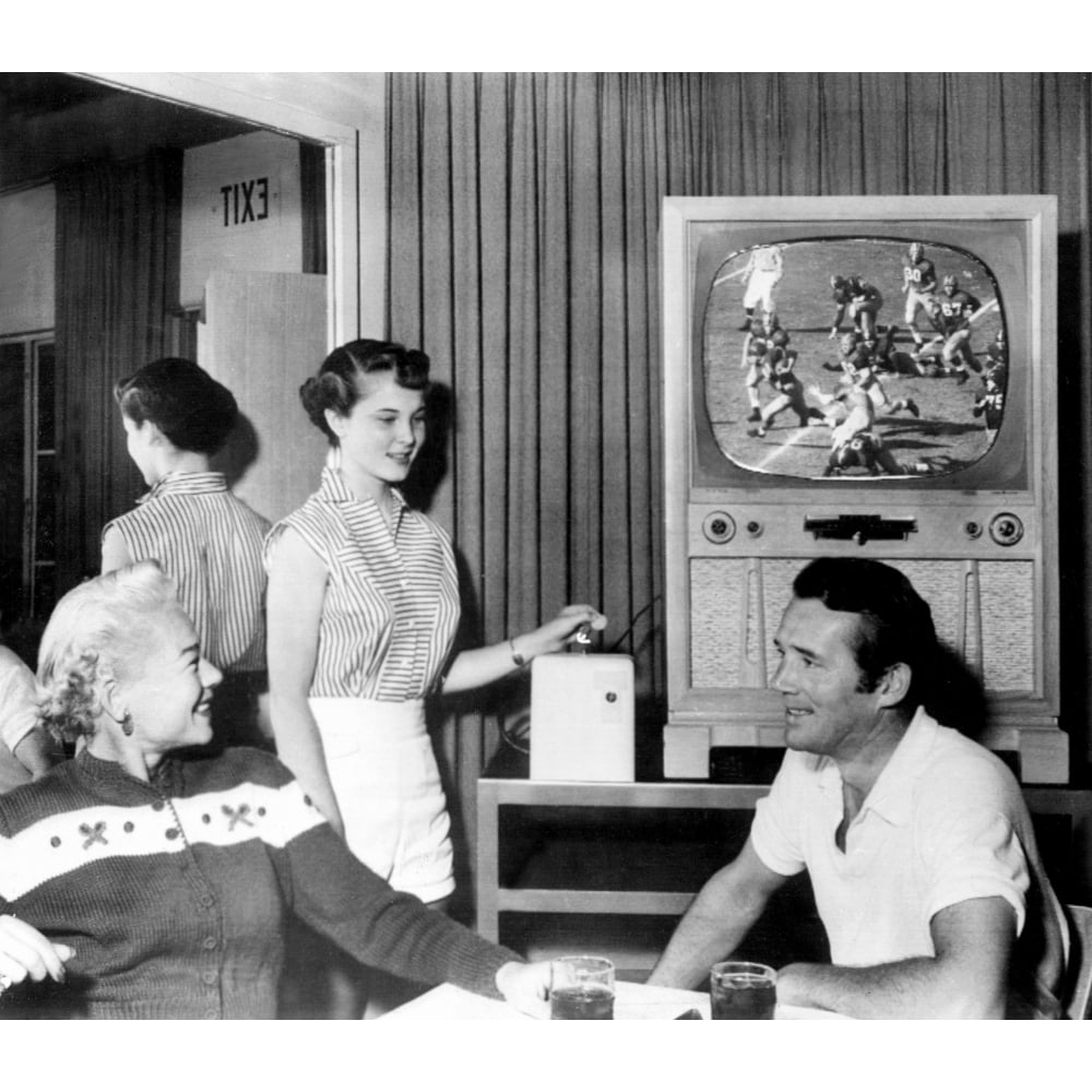 Mrs. Hal Roach Jr. History (36 x 24) - Walmart.com