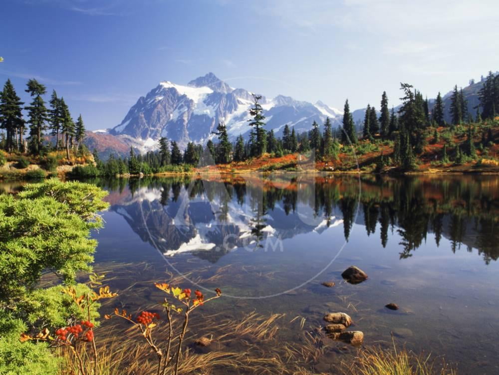 Mt Shuksan with Picture Lake, Mt Baker National Recreation Area, Washington, USA, Scenic ...