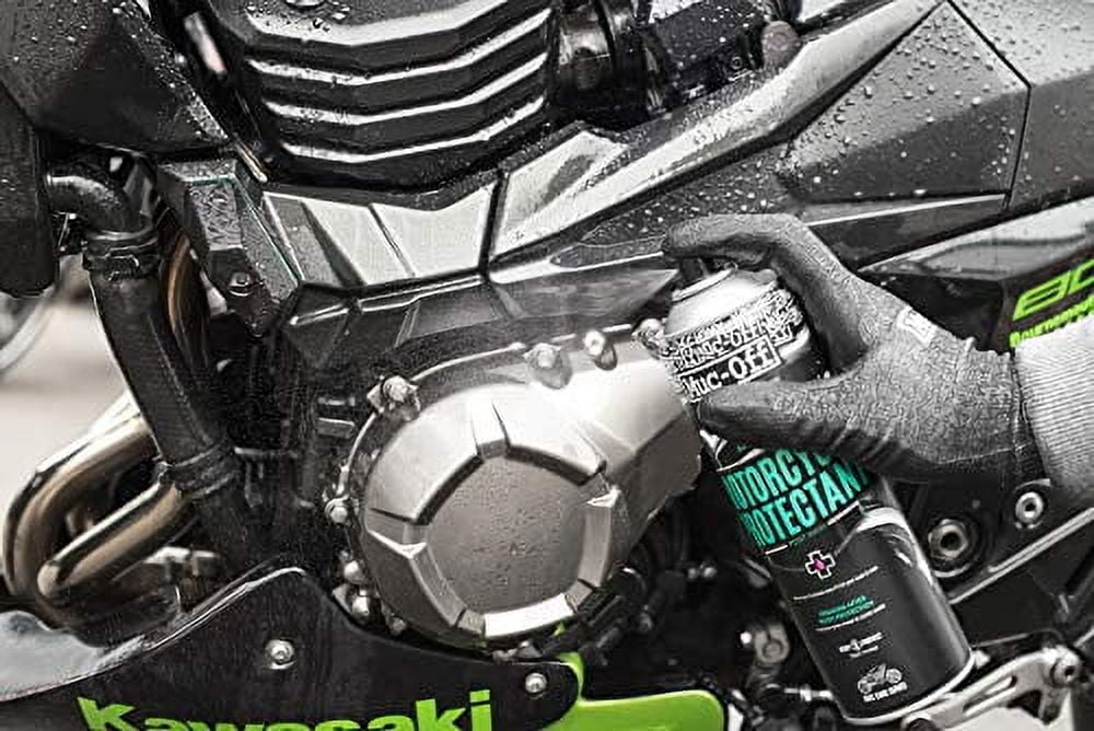 Muc Off Motorcycle Wash, Protect and Lube Kit - Motorcycle Cleaning Kit ...