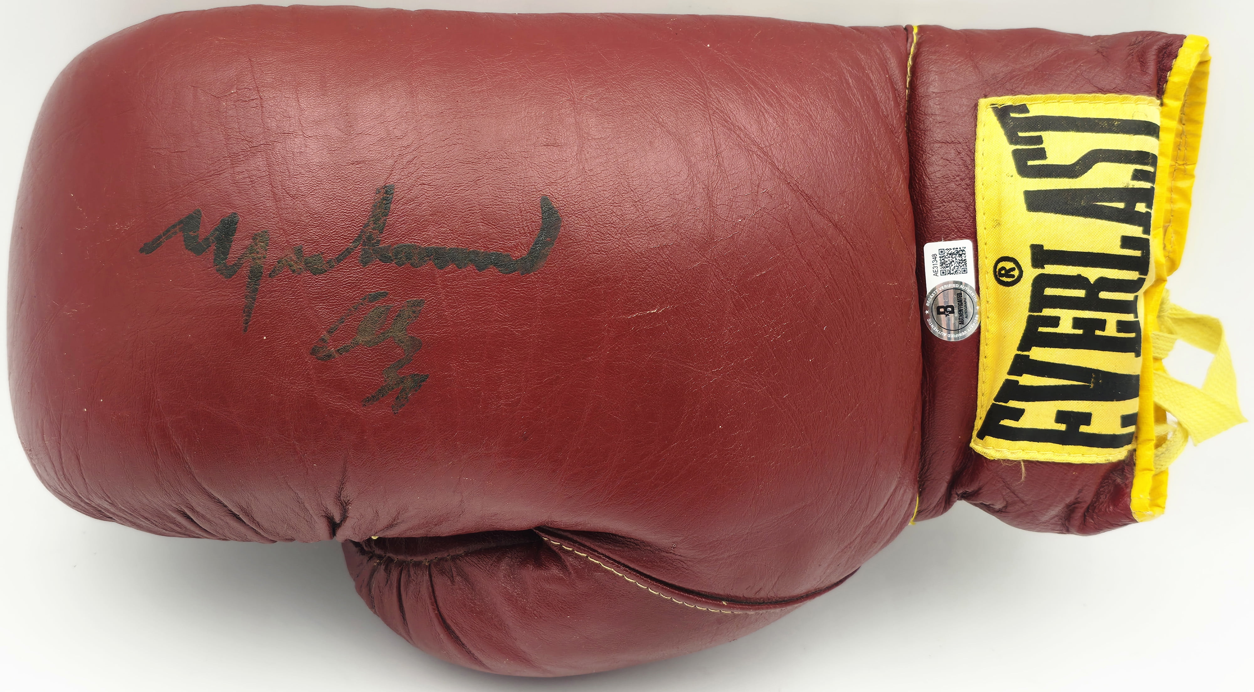 Muhammad Ali Autographed Red Everlast Boxing Glove RH Beckett BAS & PSA ...