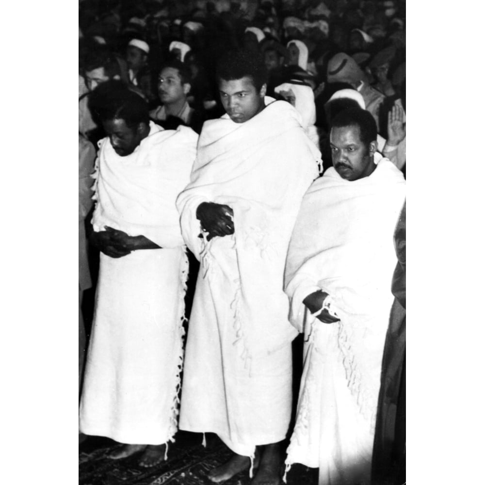 Muhammad Ali Praying In The Holy Mosque In Mecca History (24 x 36 ...