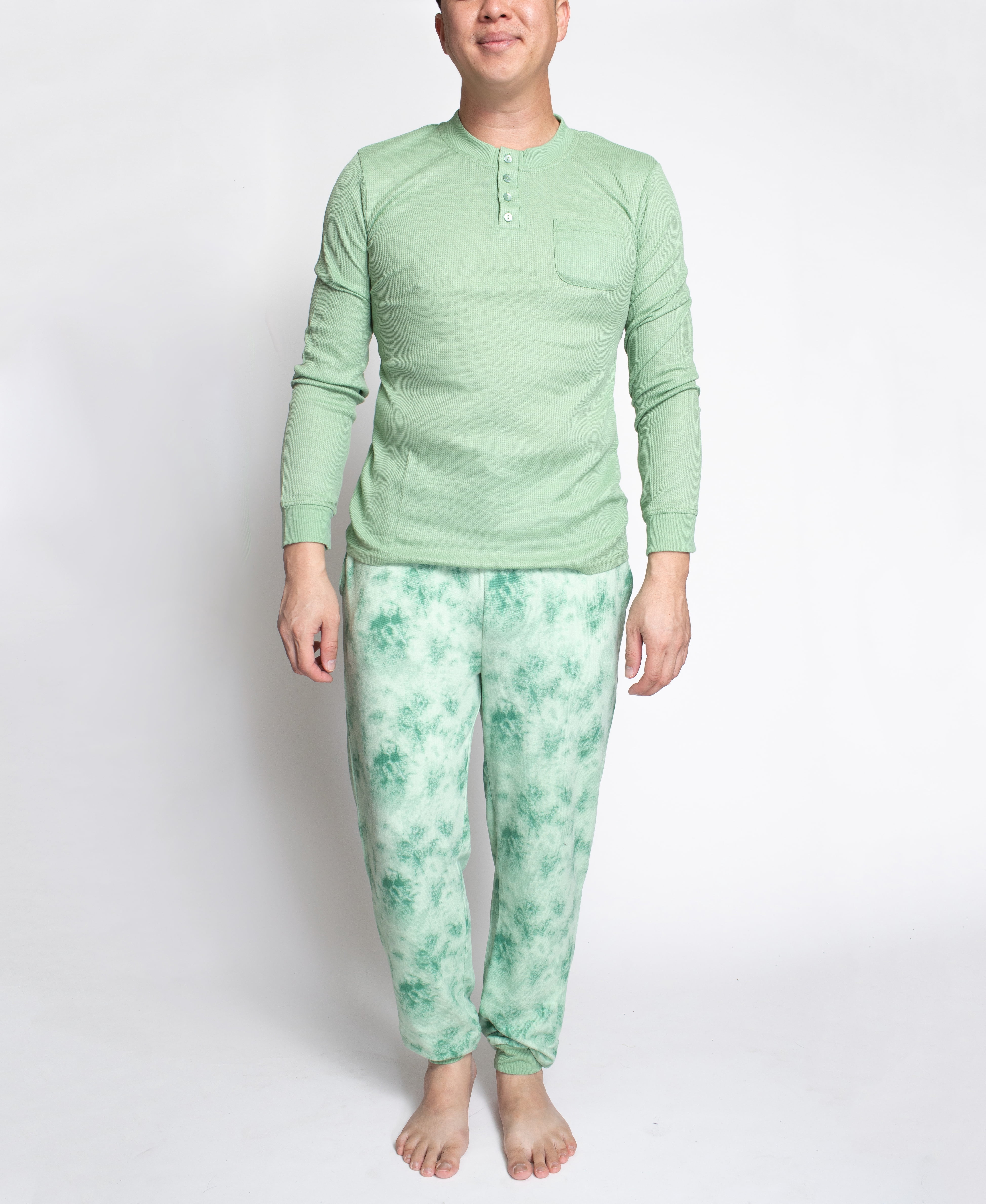 Muk Luks Men's Comfort Lounge Goals Jogger Set, Green/Green Tie Dye ...