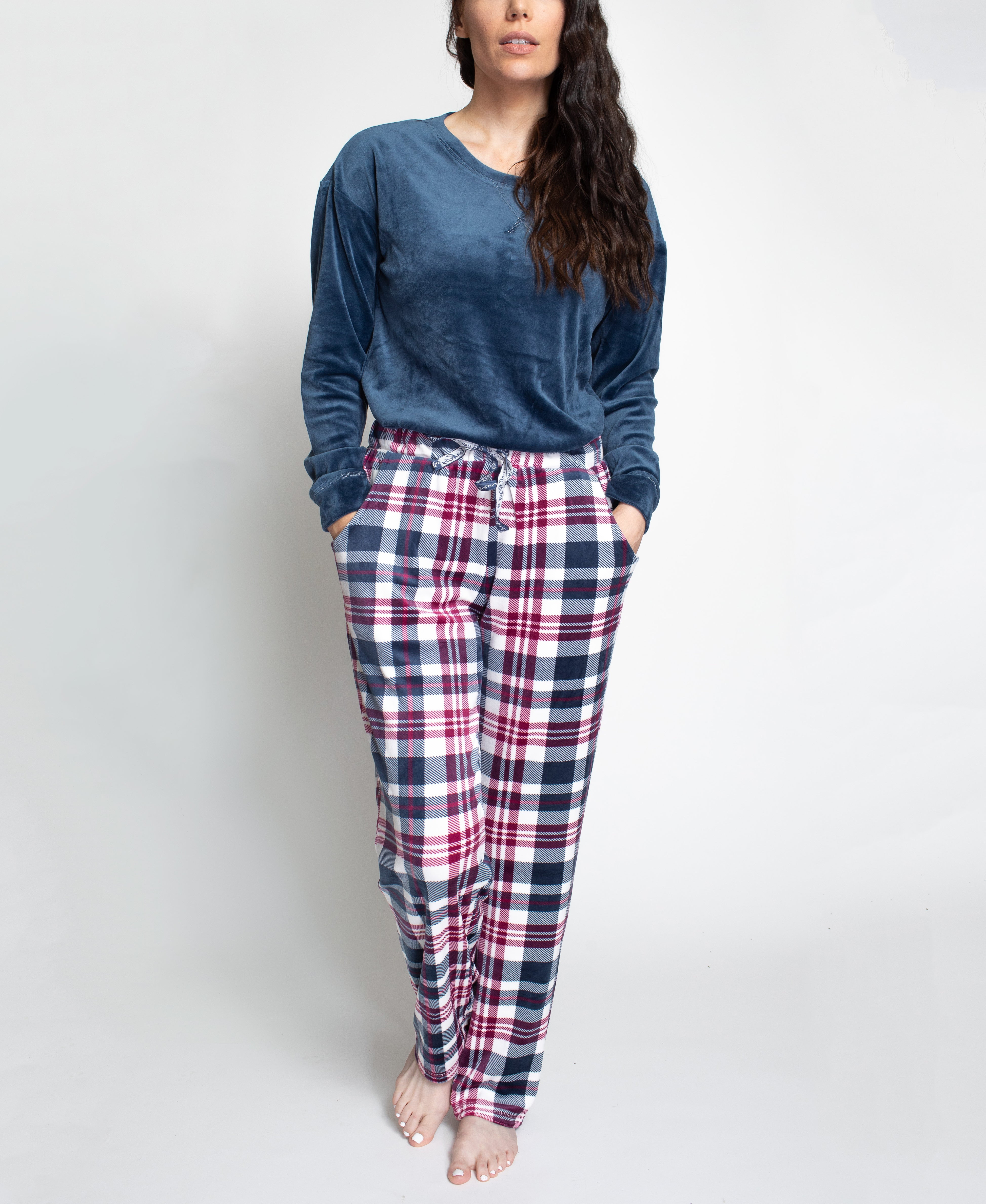 Muk Luks Women's Silky Velour Pajama Set, Navy/Navy Plaid, T/L ...