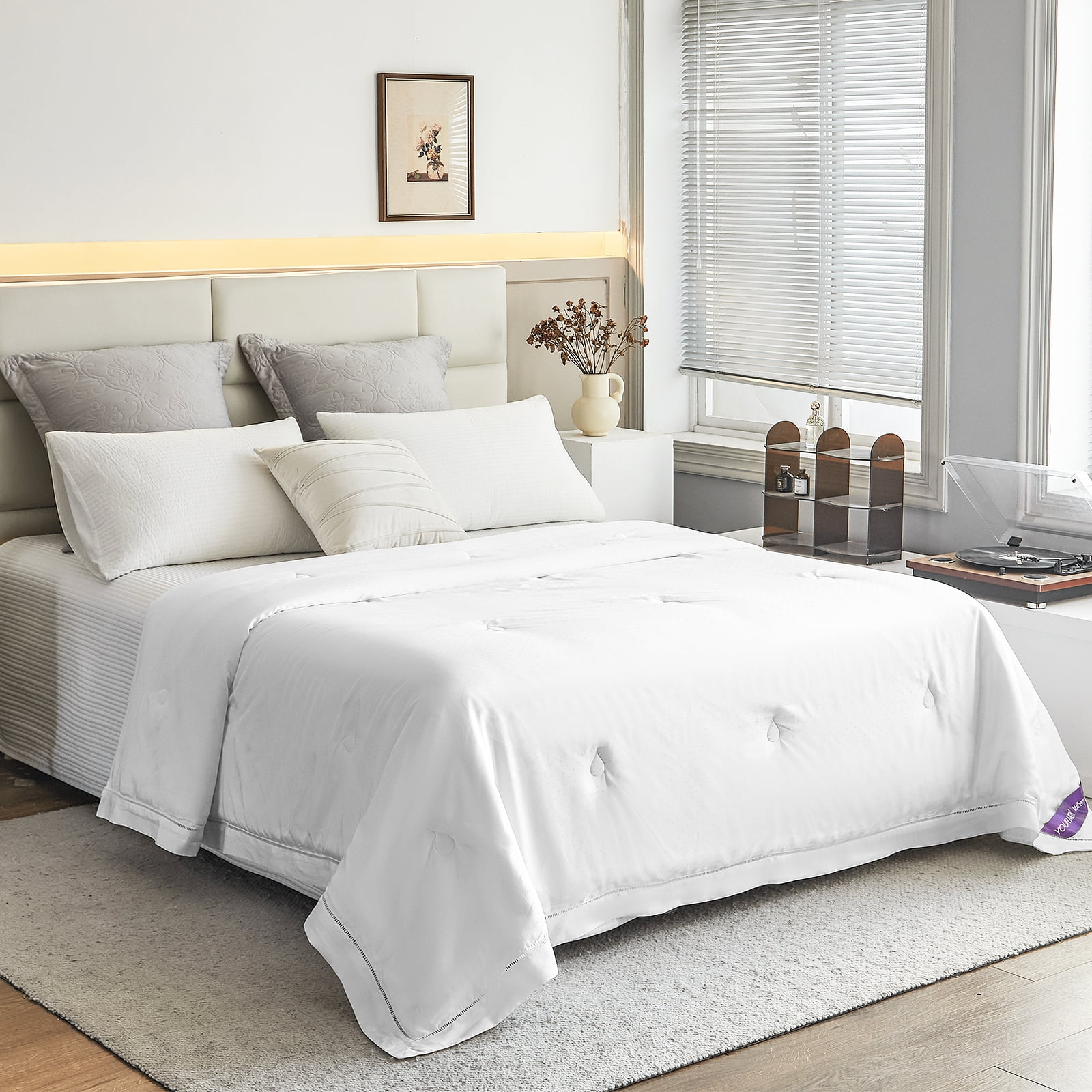 "Mulberry Silk Comforter, 100% Silk Fill, Jacquard Bamboo Shell, Queen ...