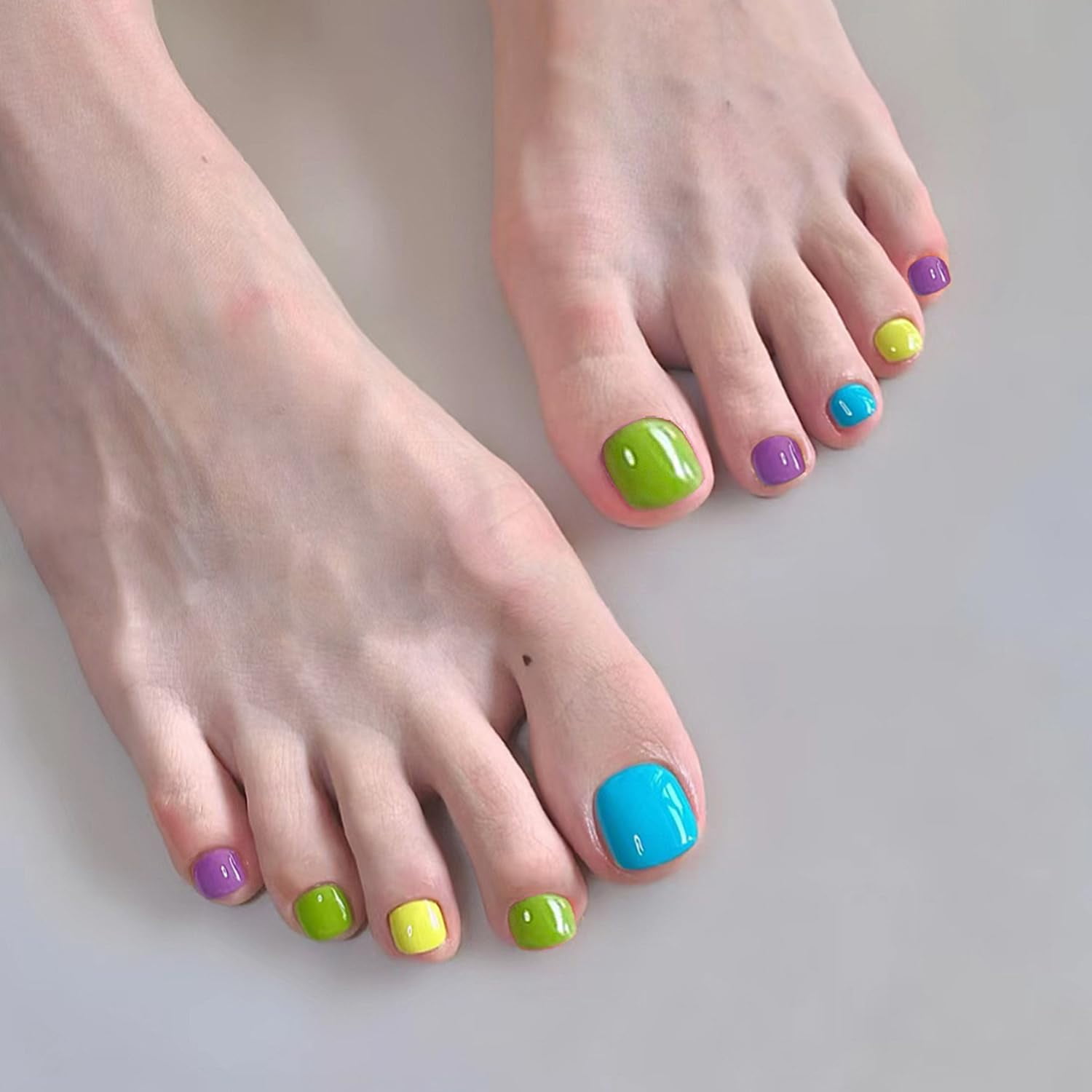 Multicolor Press on Toenails Short Square Fake Toenails with Green Blue ...