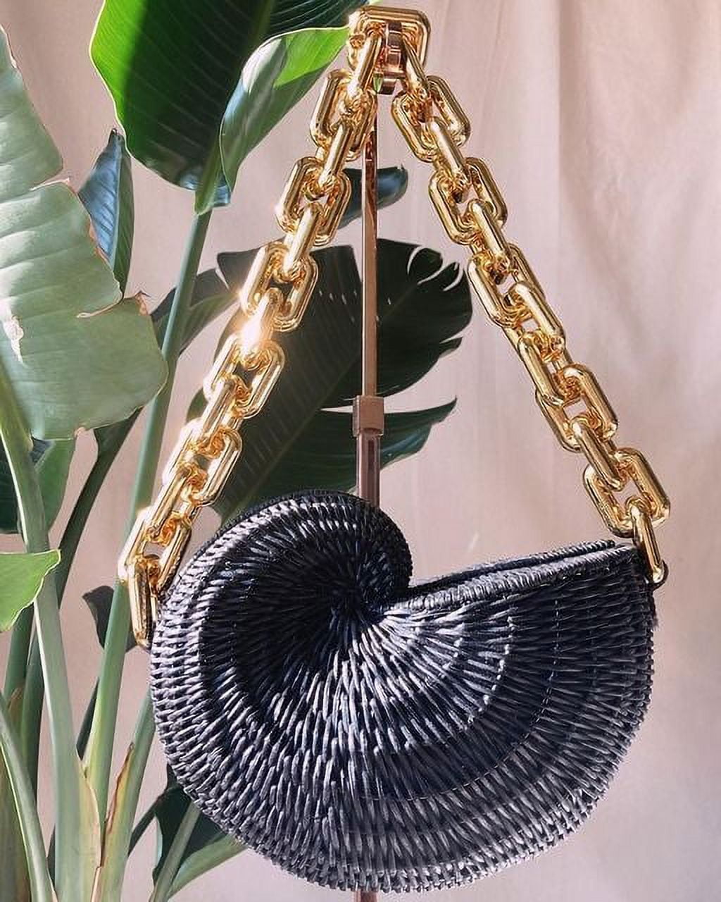Municipal Fashion Thick Chains Rattan Conch Women Shoulder Bags Design ...