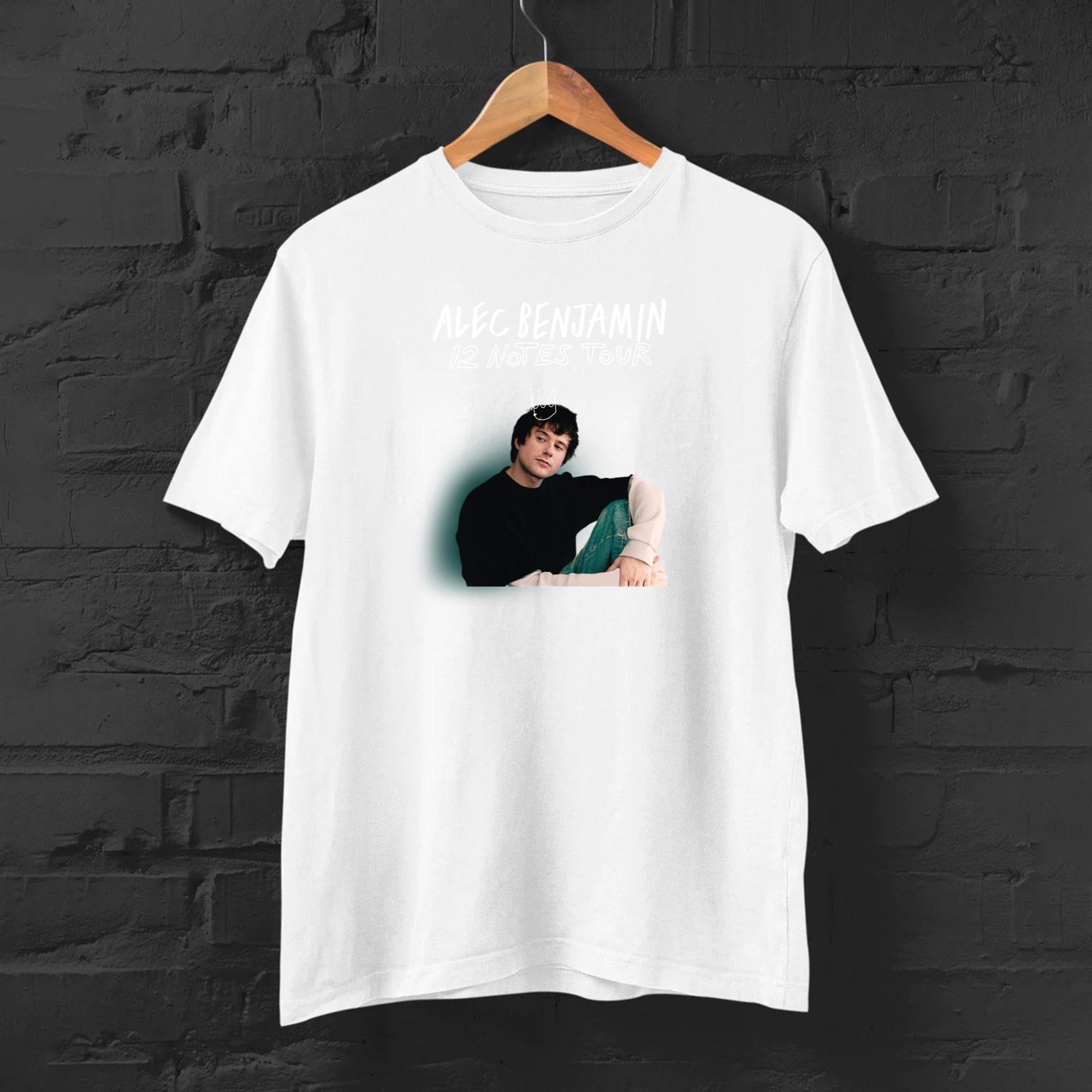 Music Artist 12 Notes Tour 2025 Graphic Tee, Fan Shir - Walmart.com