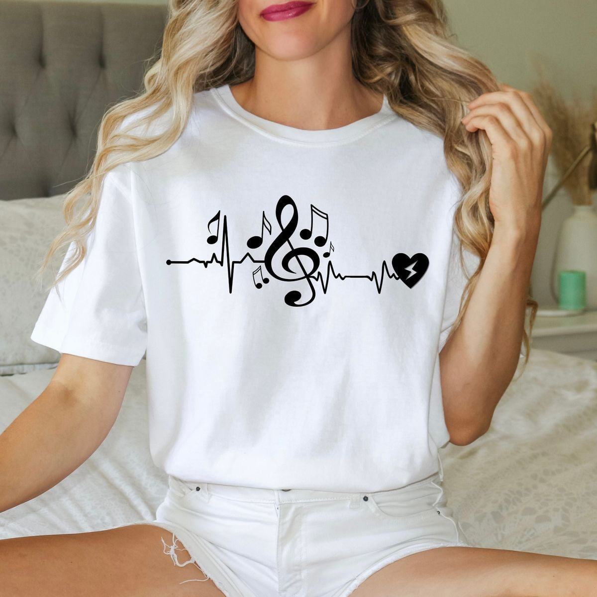 Music Heartbeat Treble Clef Notes Graphic Tee Sound Wave Line Art ...