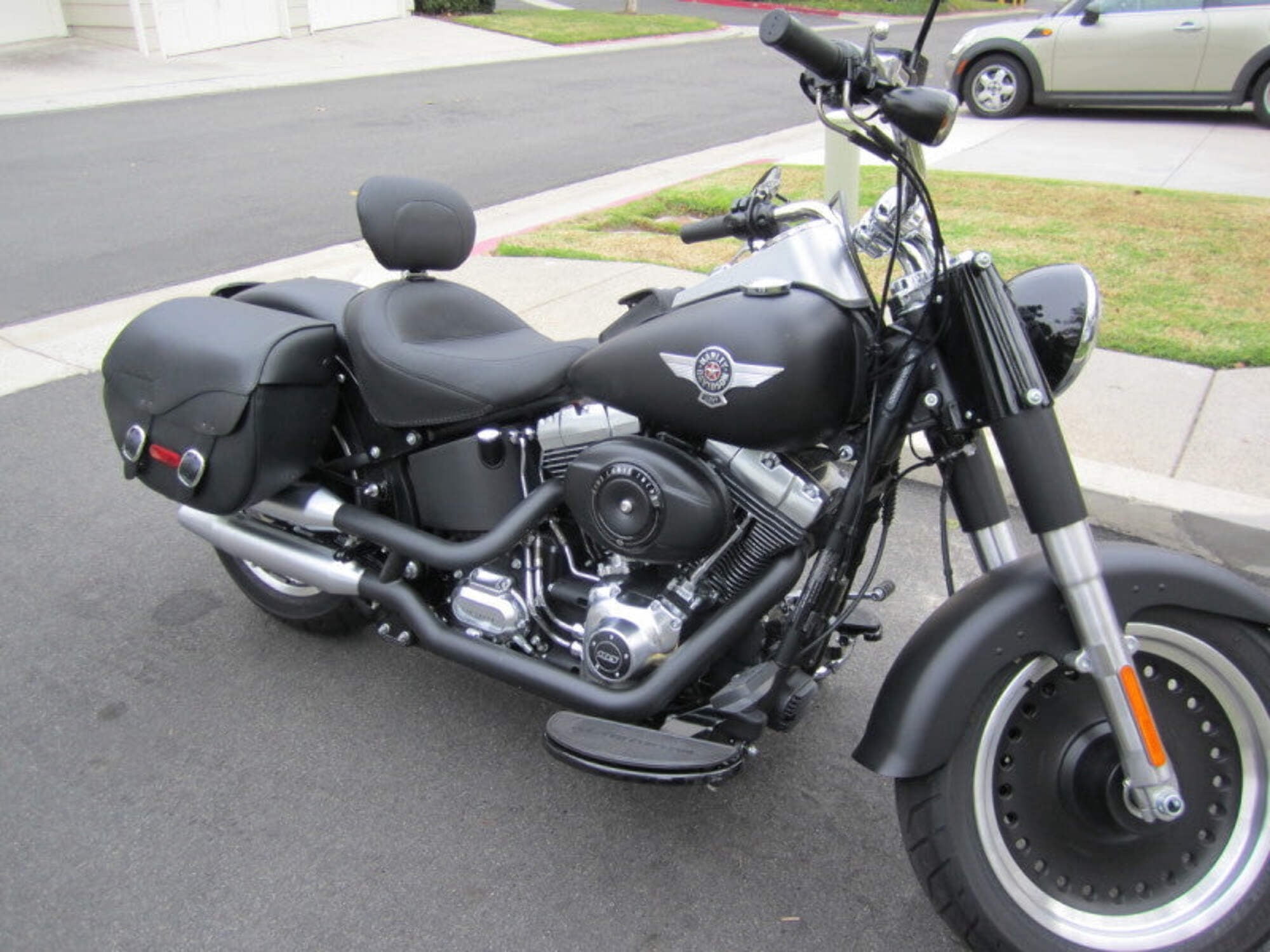 Mustang 06-17 Harley Softail Wide Tire (200mm) Wide Touring Solo Seat w ...