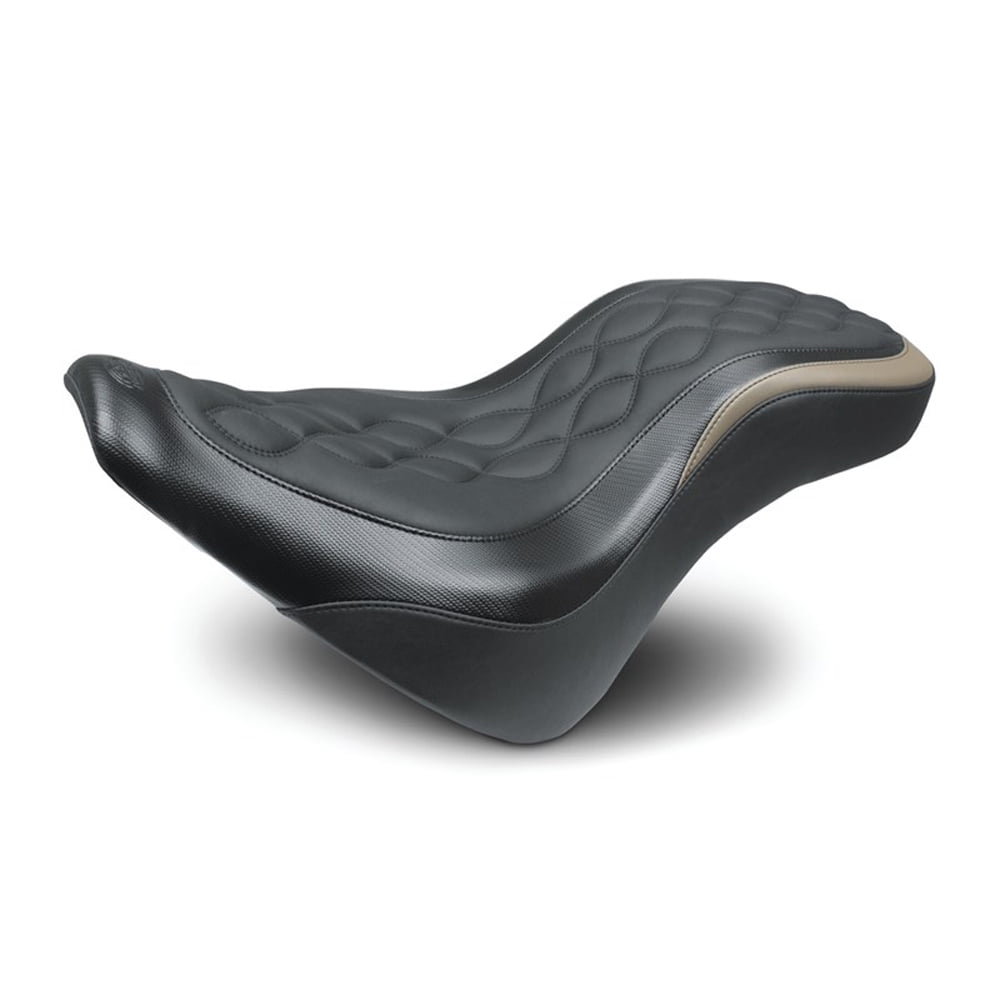 Mustang Daytripper Seat w/Double Helix Stitch (75836) - Walmart.com