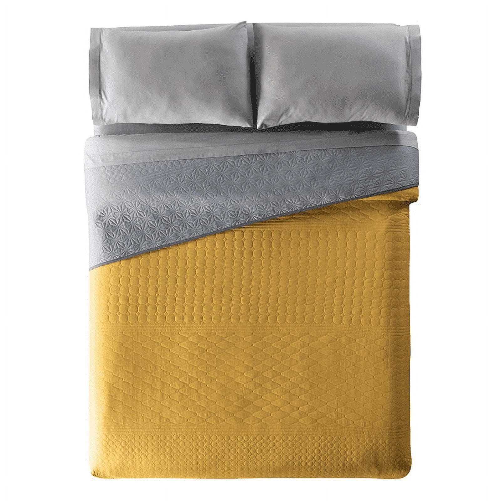 Vianney Mustard Slim Novo Comforter Reversible Mustard and Gray Twin ...