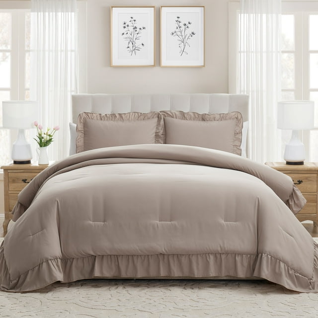 My Texas House Delphine 3-Piece Taupe Ruffle Comforter Set, Full/Queen ...