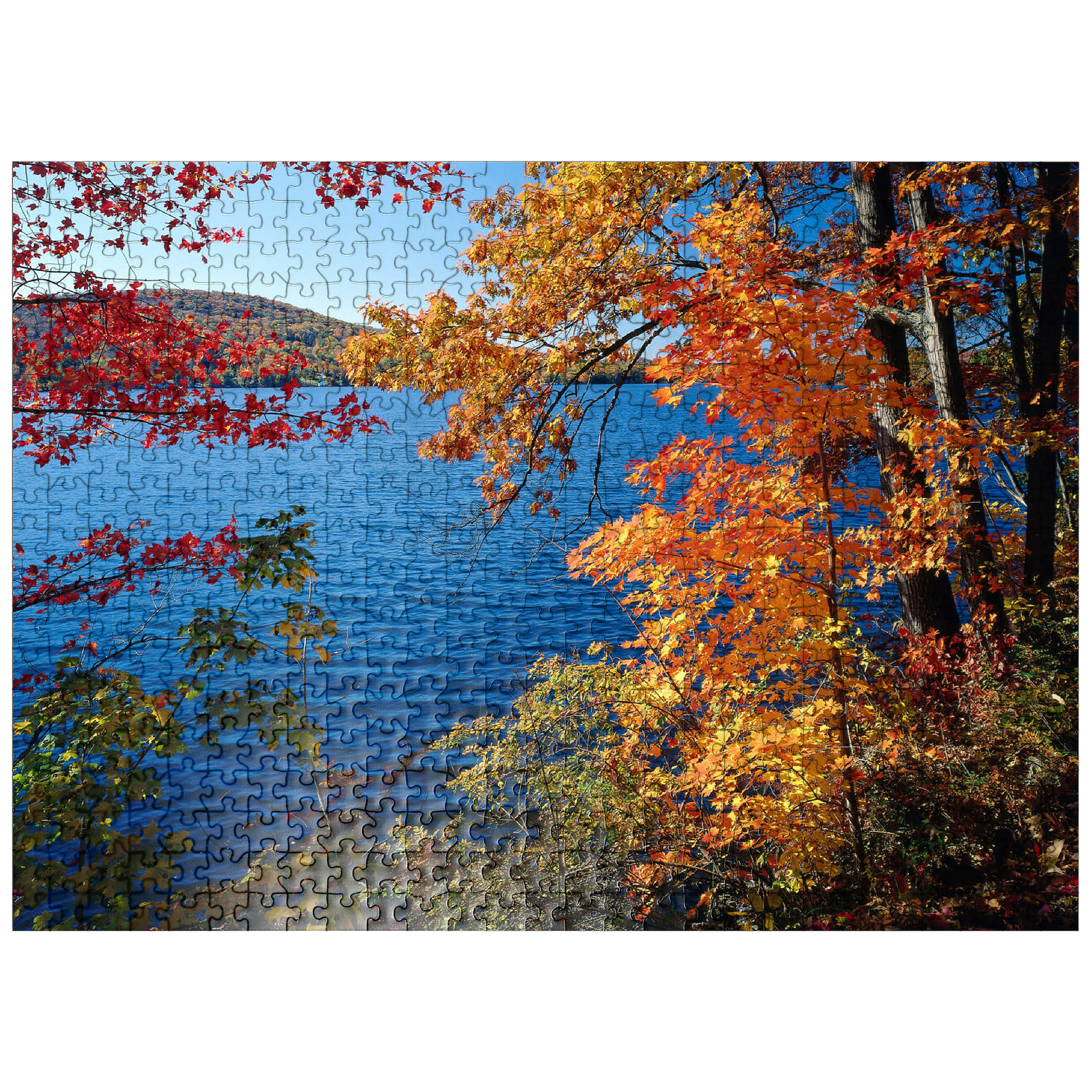 MyPuzzle - Autumn Atmosphere At Lake Waramaug, Connecticut, USA ...