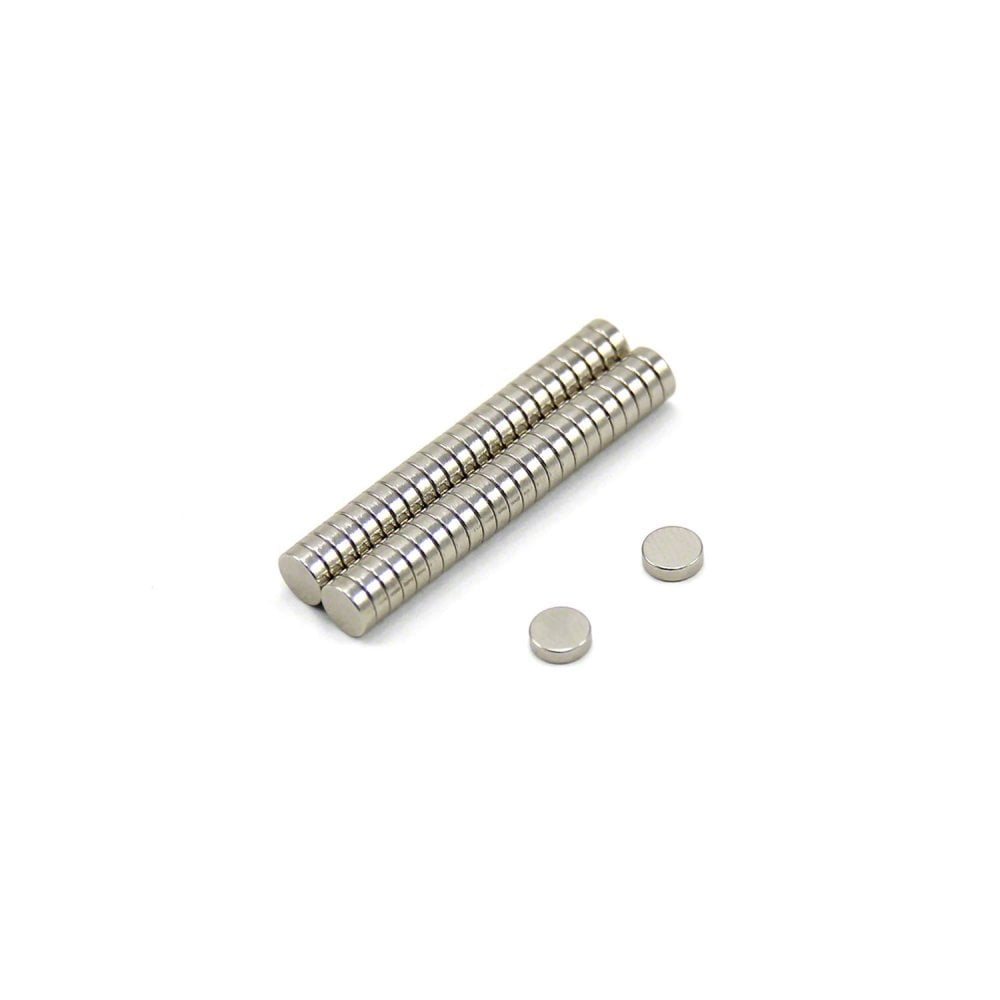 N42 Neodymium Disc Magnet - 5mm dia x 1.5mm thick - 1.01lbs Pull (Pack ...