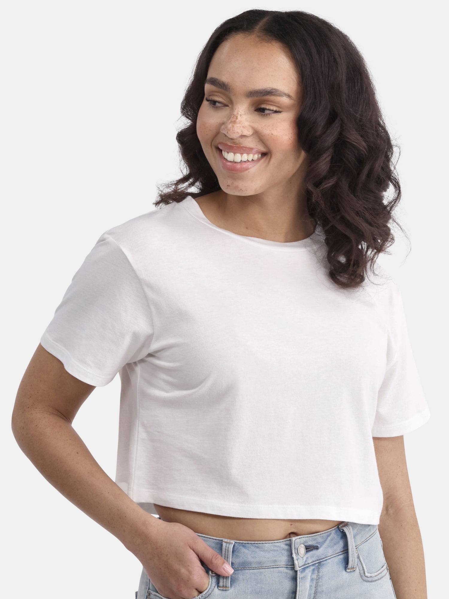 No Boundaries Cropped Boxy Cotton Tee with Short Sleeves, Women's - Walmart.com