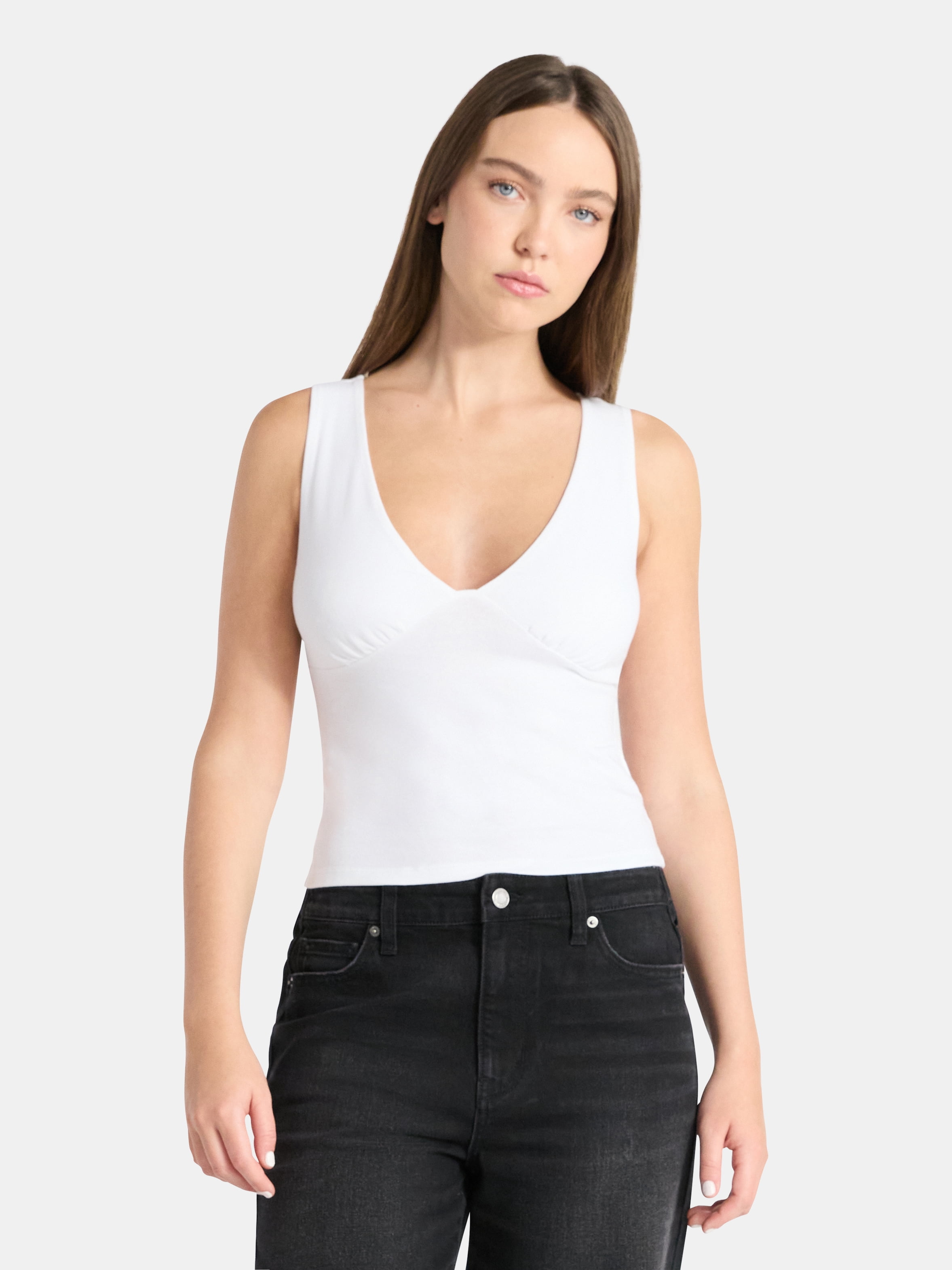 No Boundaries Plunge Neckline Tank Top, Women’s - Walmart.com