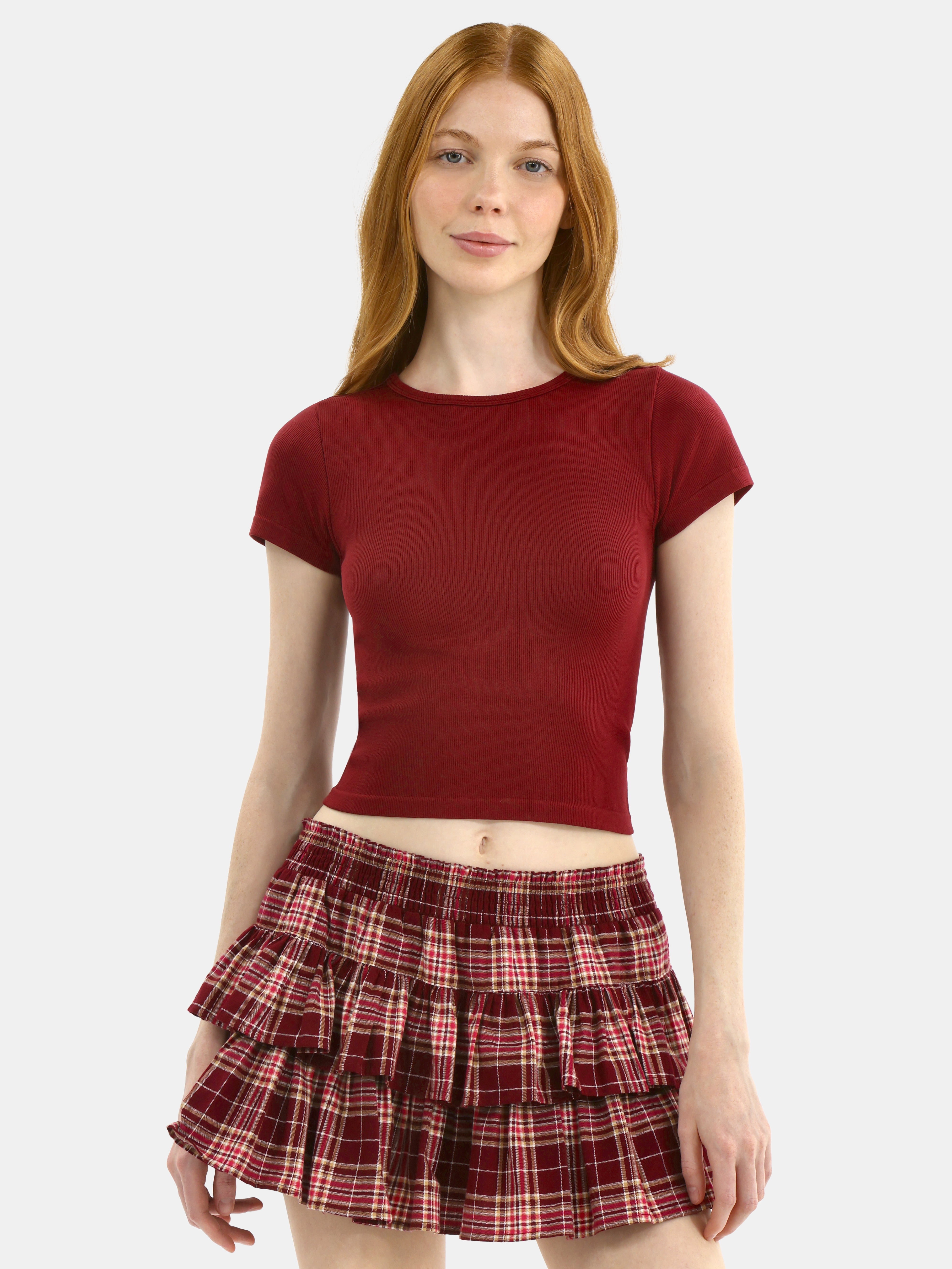 No Boundaries Seamless Crop Top with Short Sleeves, Women's - Walmart.com