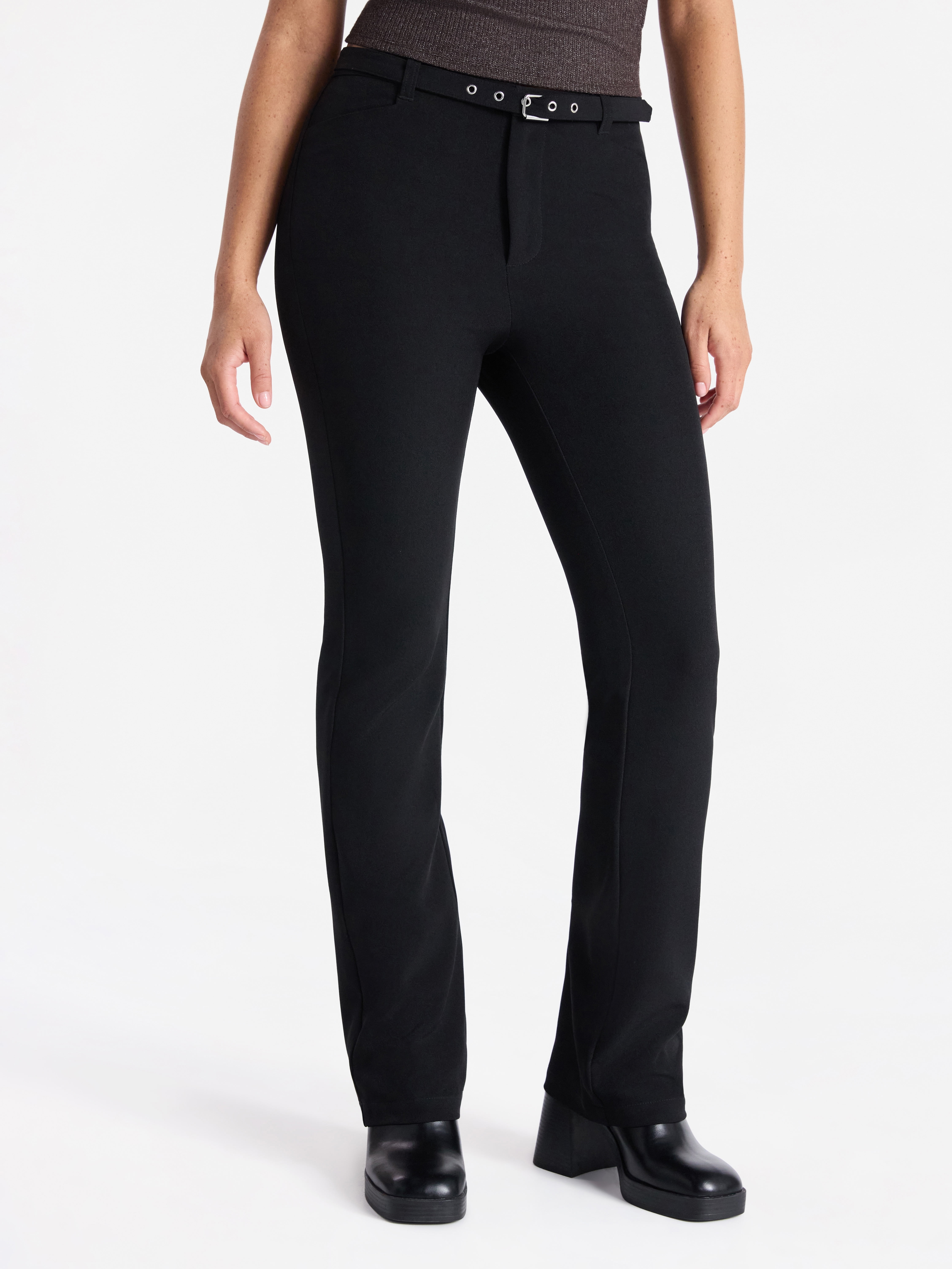 No Boundaries Bootcut Belted Trousers, 31" Inseam, Women's - Walmart.com