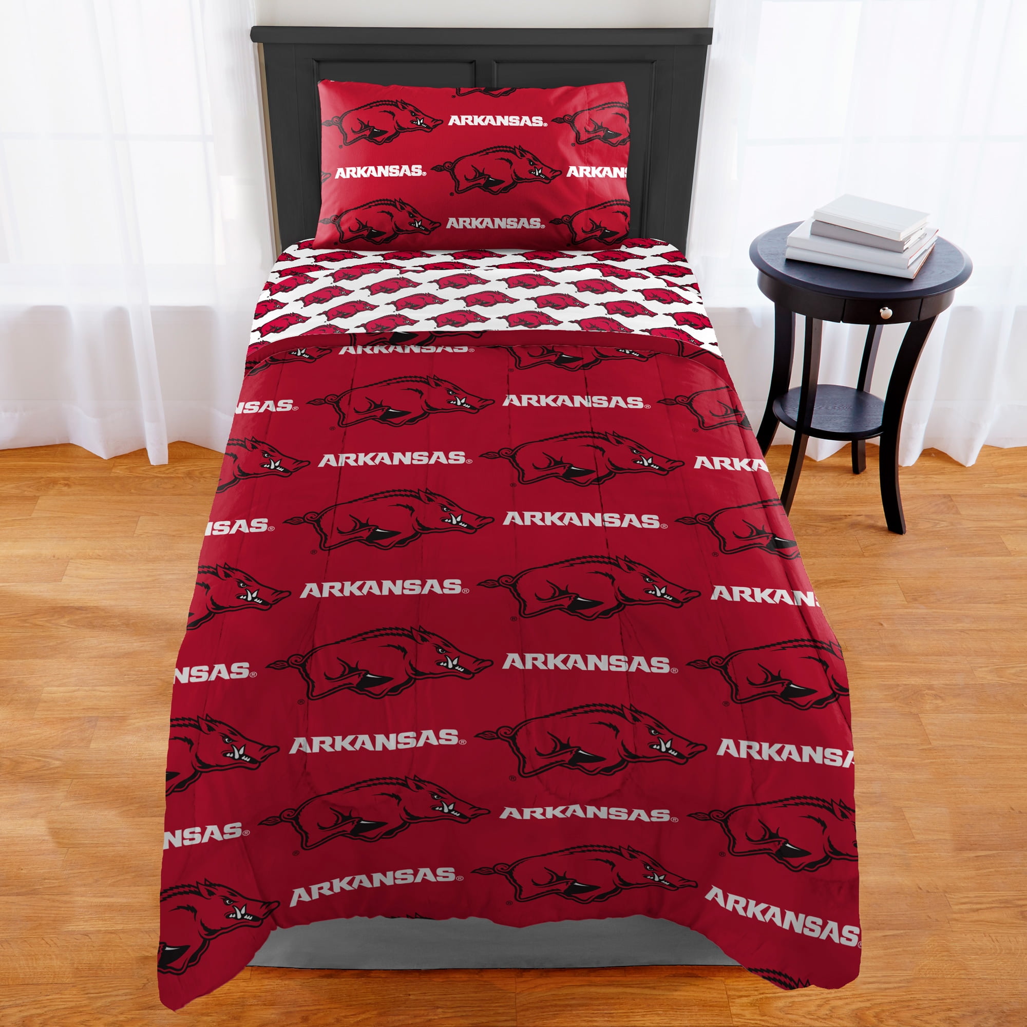 NCAA Arkansas Razorbacks Twin or Xl Bed In Bag Set - Walmart.com