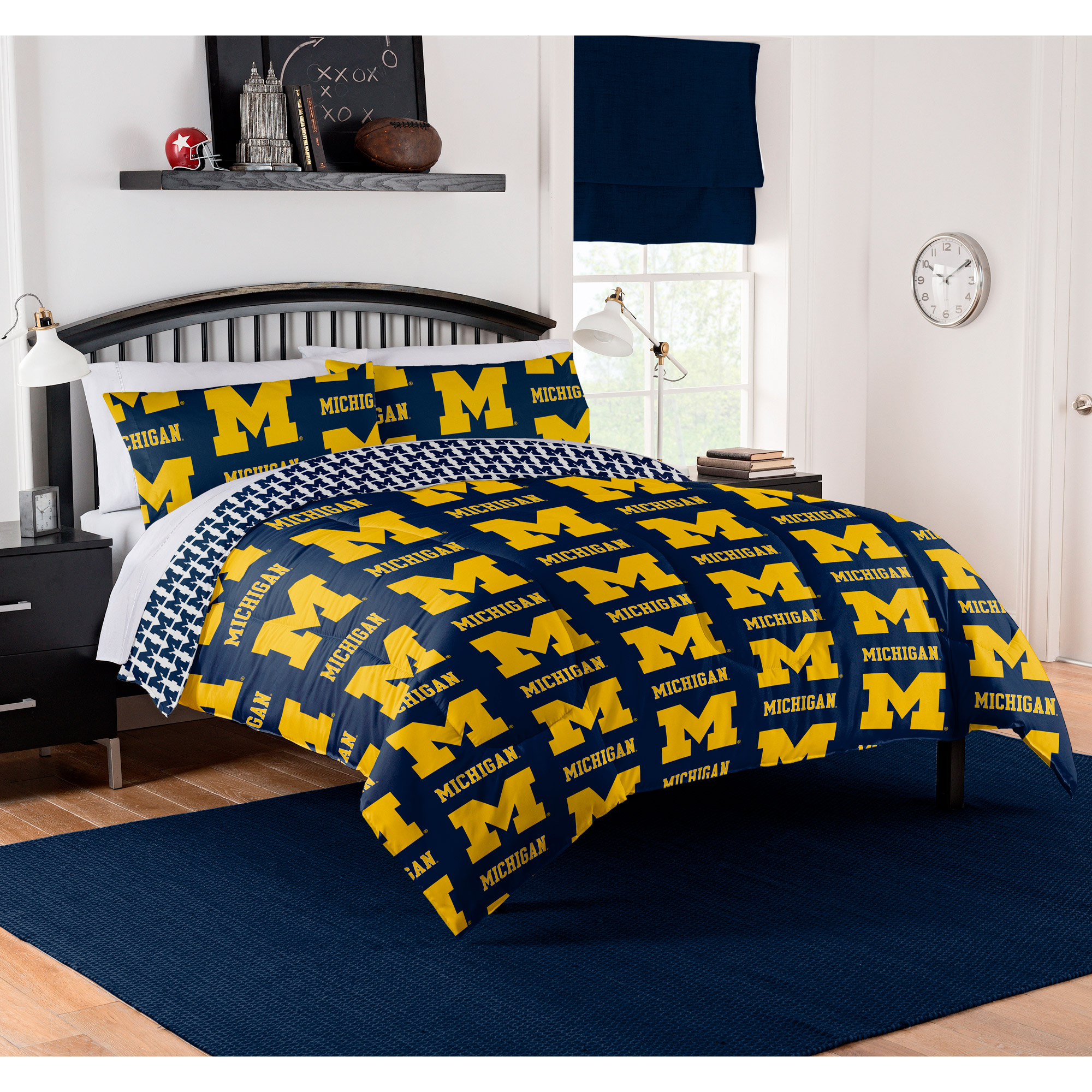 Northwest Group Michigan Wolverines Bed in Bag Set - 5 Piece Set ...